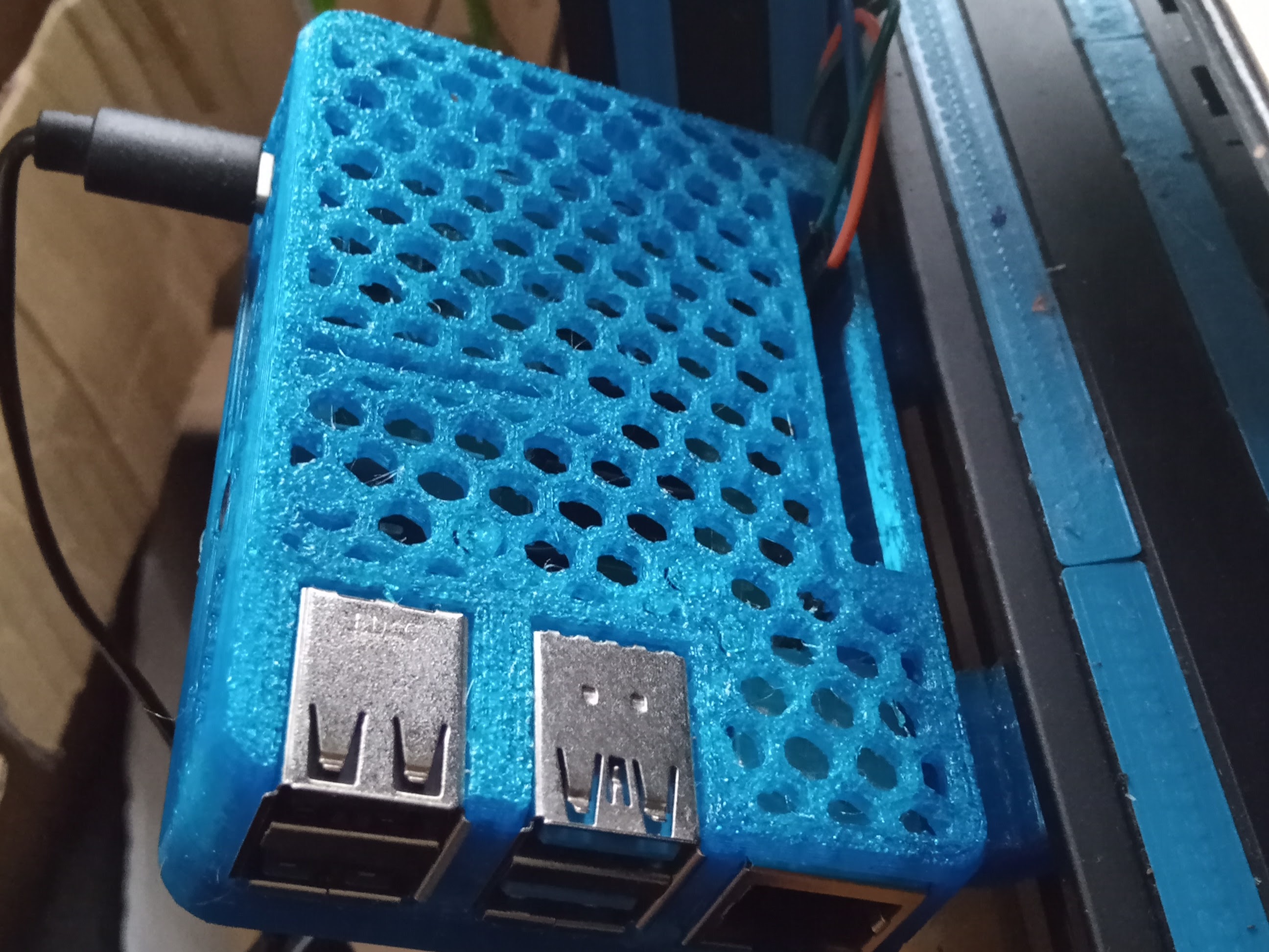 Prusa i3 MK3s Raspberry Pi4B case profile mount - GPIO Access by SilentMode | Download free STL ...