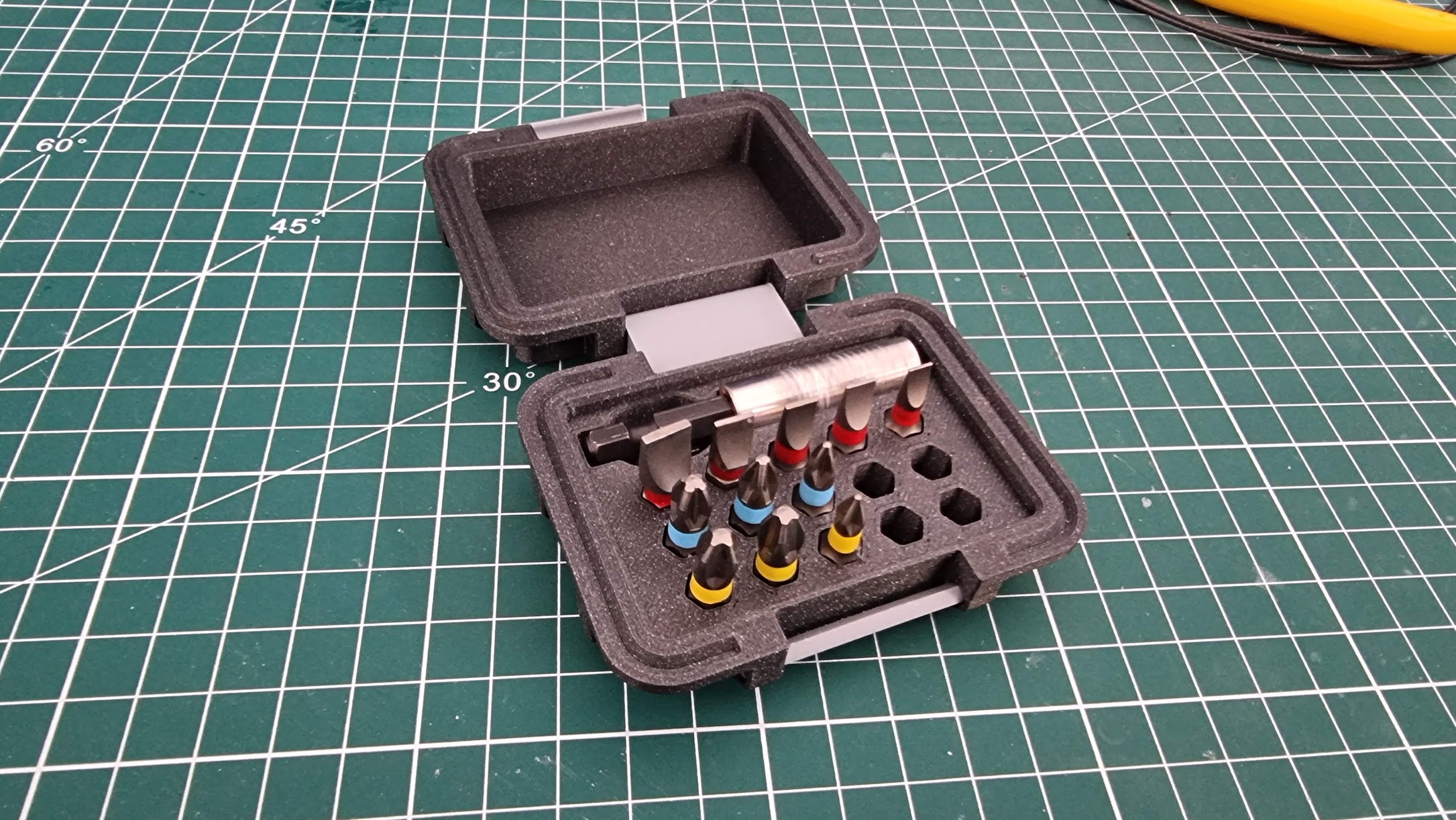 Screwdrivers Bits Box by Pillar | Download free STL model | Printables.com