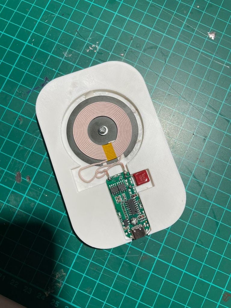 Mobile wireless charger by Salvo Messina | Download free STL model ...