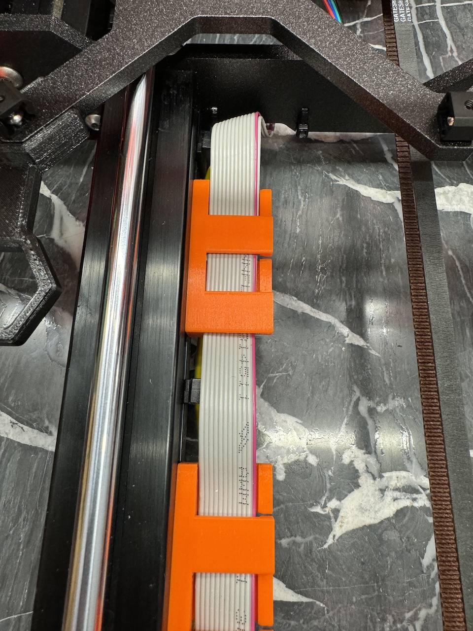 LCD Ribbon Cable Clips for Prusa MK4 by bowtie6 | Download free STL ...