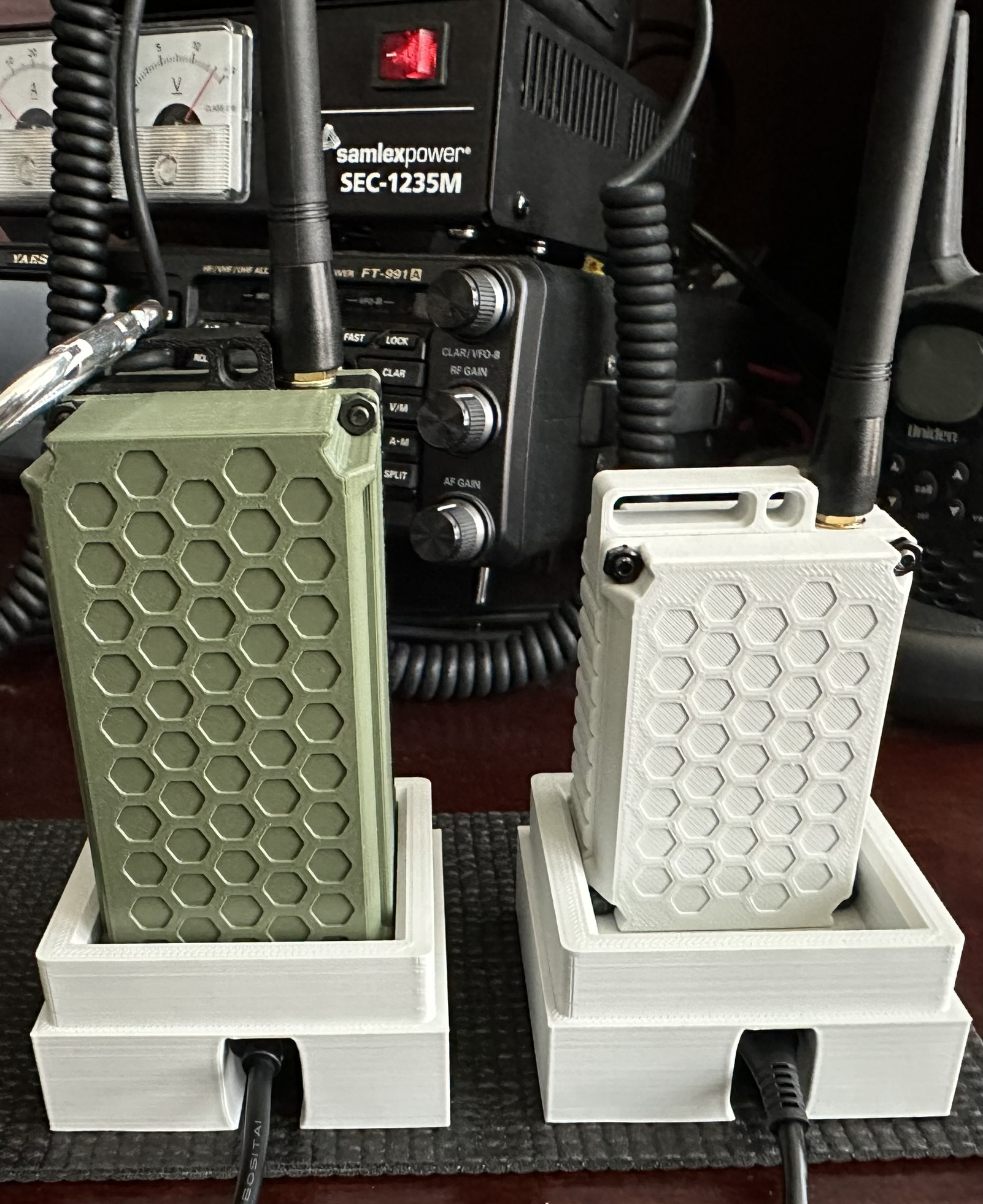 Rak Wireless Meshtastic Desktop Charging Stand by immortal1 | Download ...