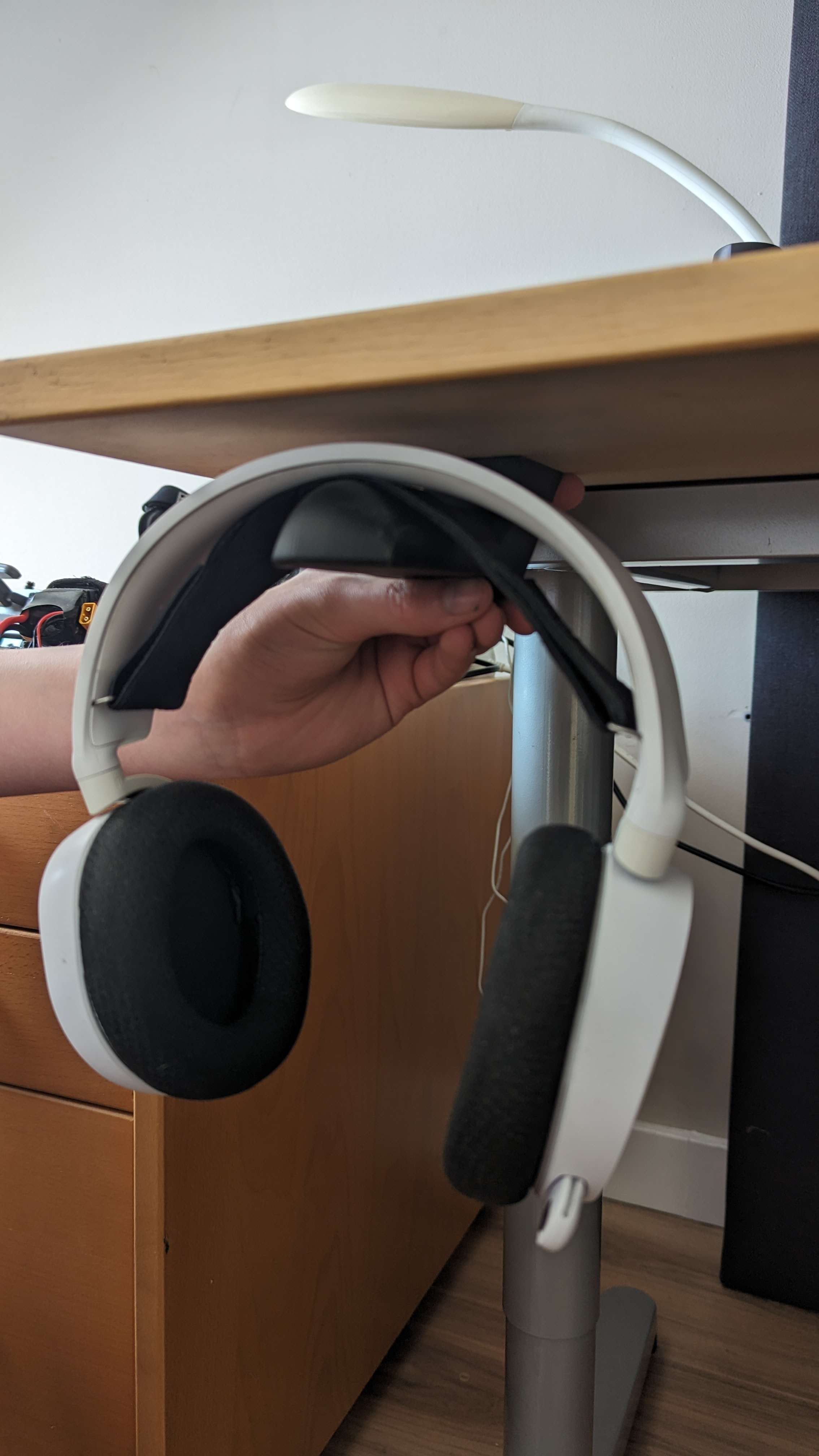 (Lab) Headphone Holder by Cas van der Maat | Download free STL model ...