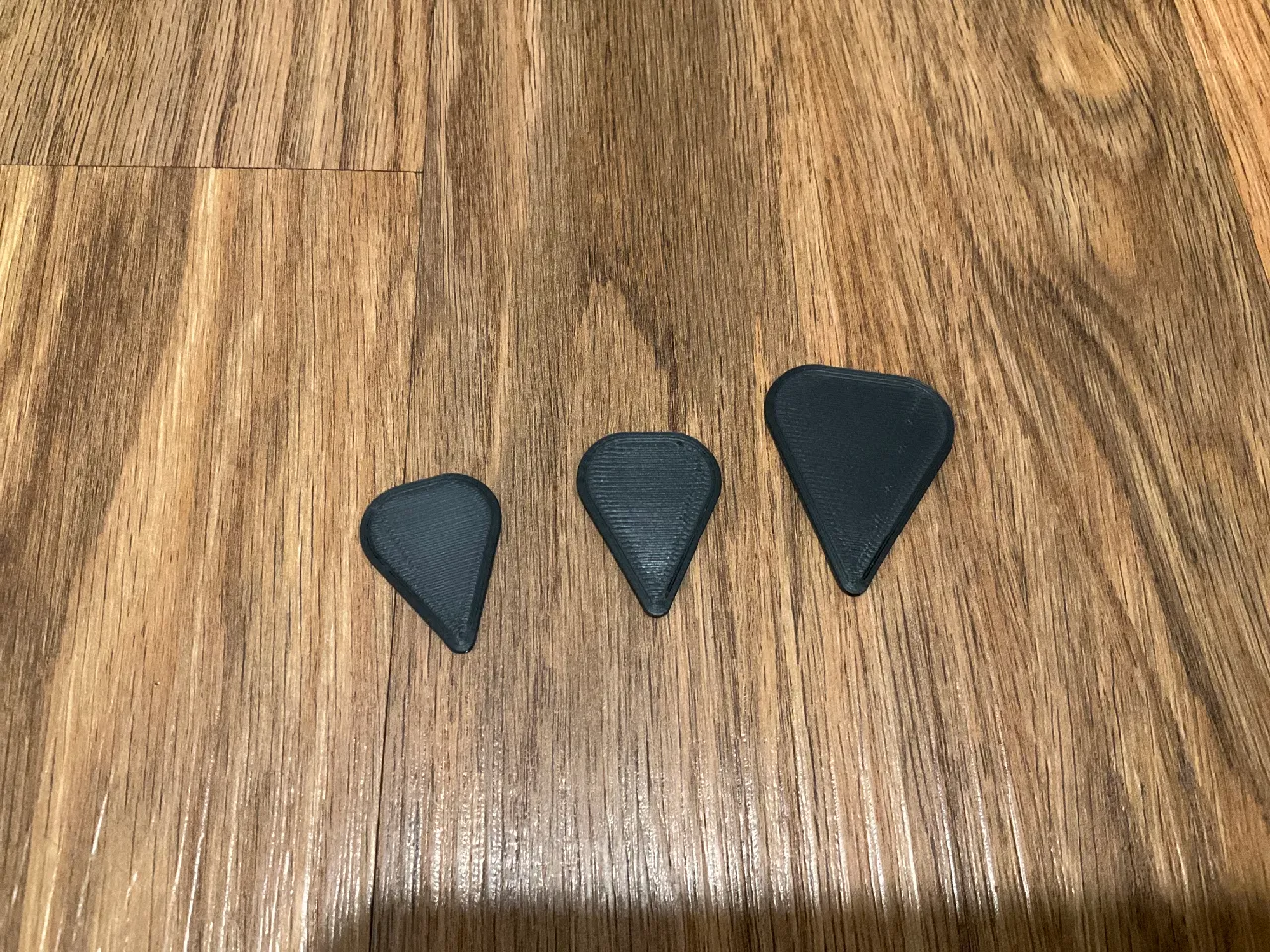 guitar pick sizes small, medium, and large. by Austin .H | Download ...