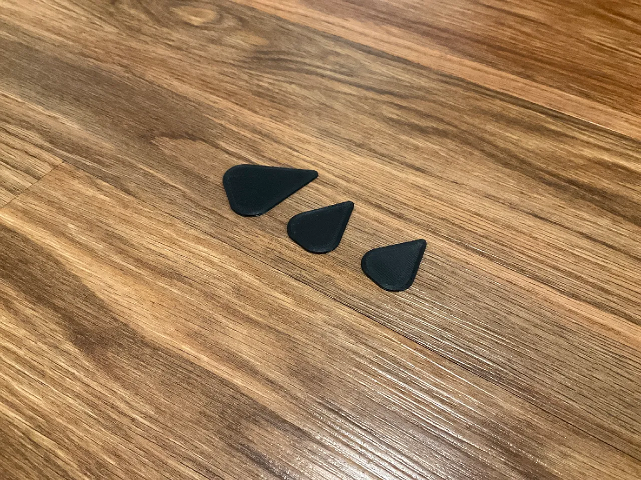 guitar pick sizes small, medium, and large. by Austin .H | Download ...