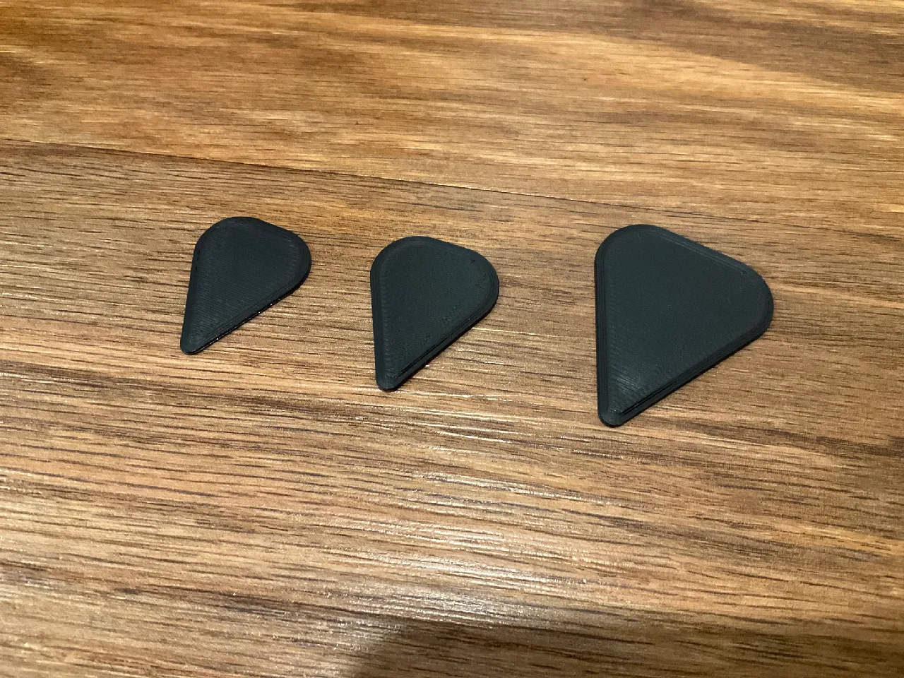 guitar pick sizes small, medium, and large. by Austin .H | Download ...