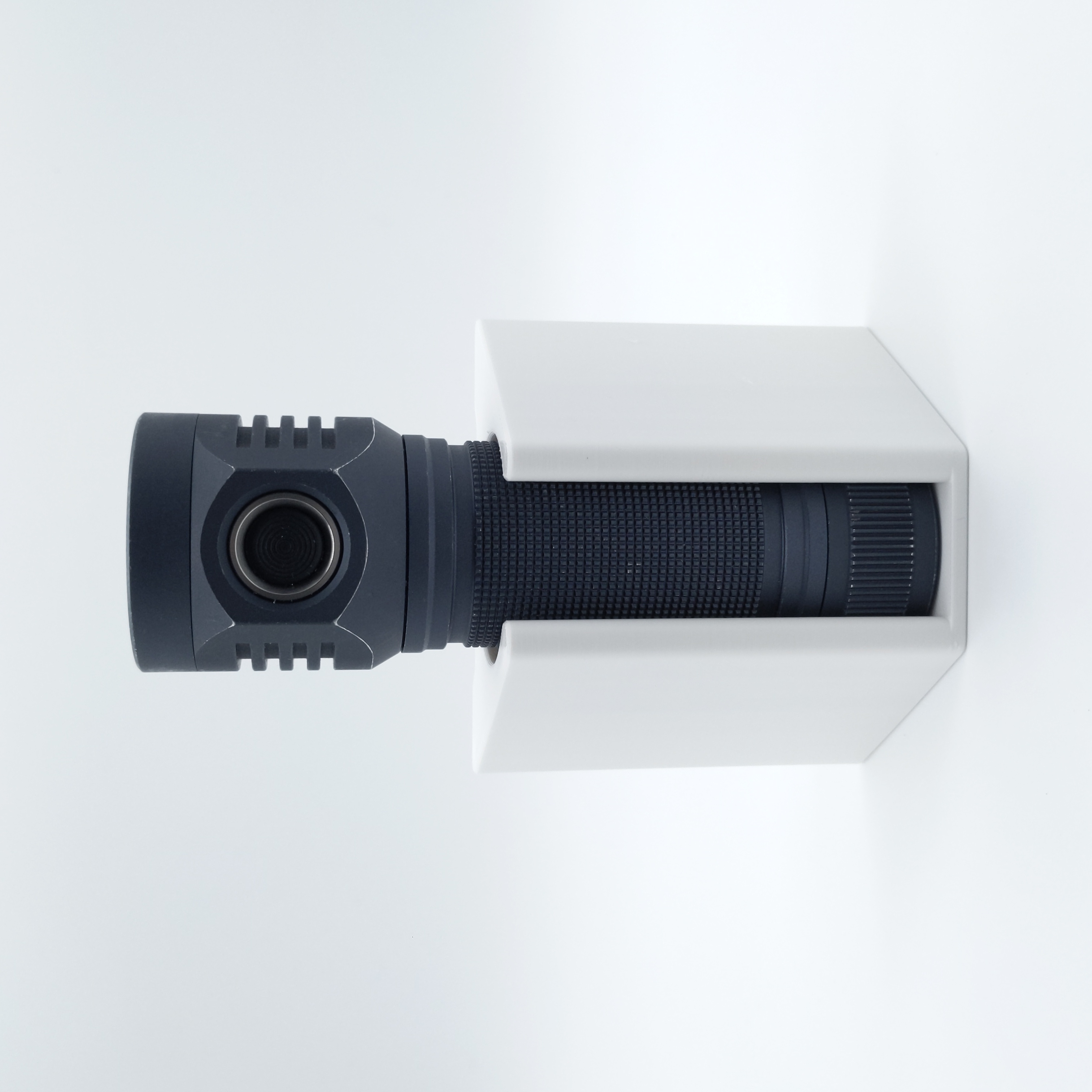 Wall Mounts for Flashlights by Spicy3d | Download free STL model ...
