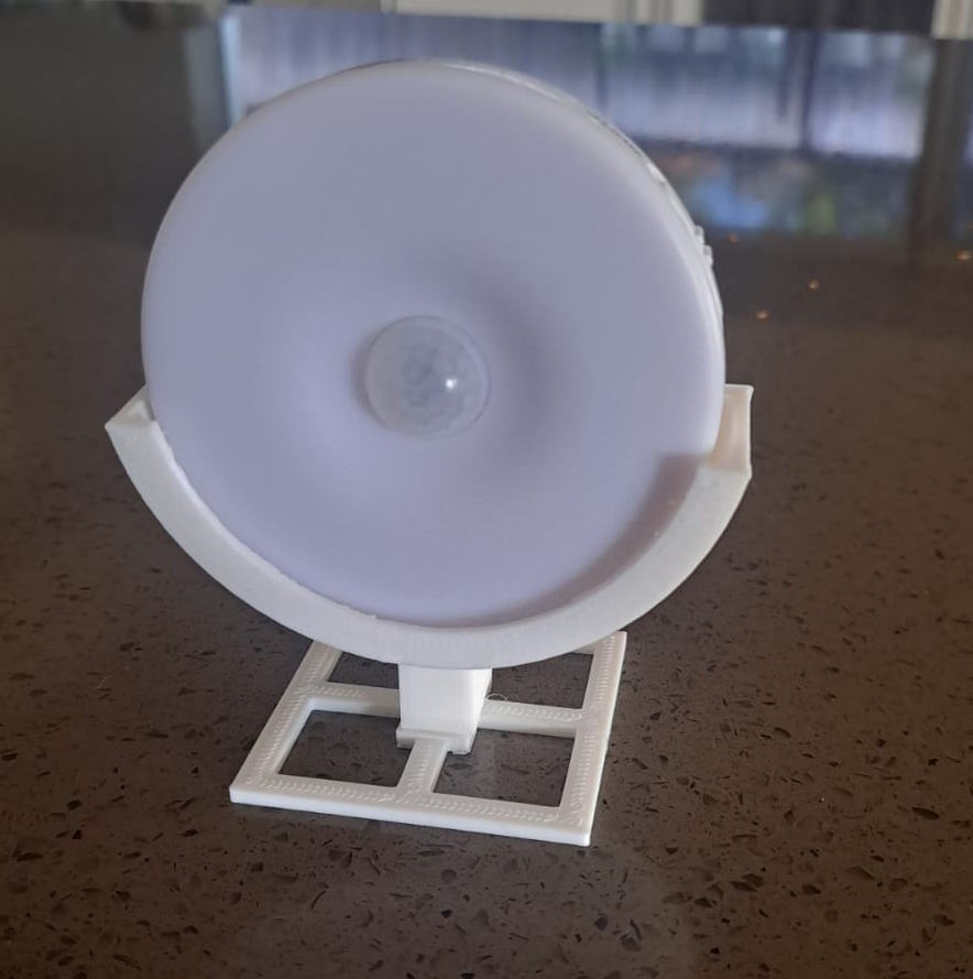 Puck light stand by Jek Ng | Download free STL model | Printables.com