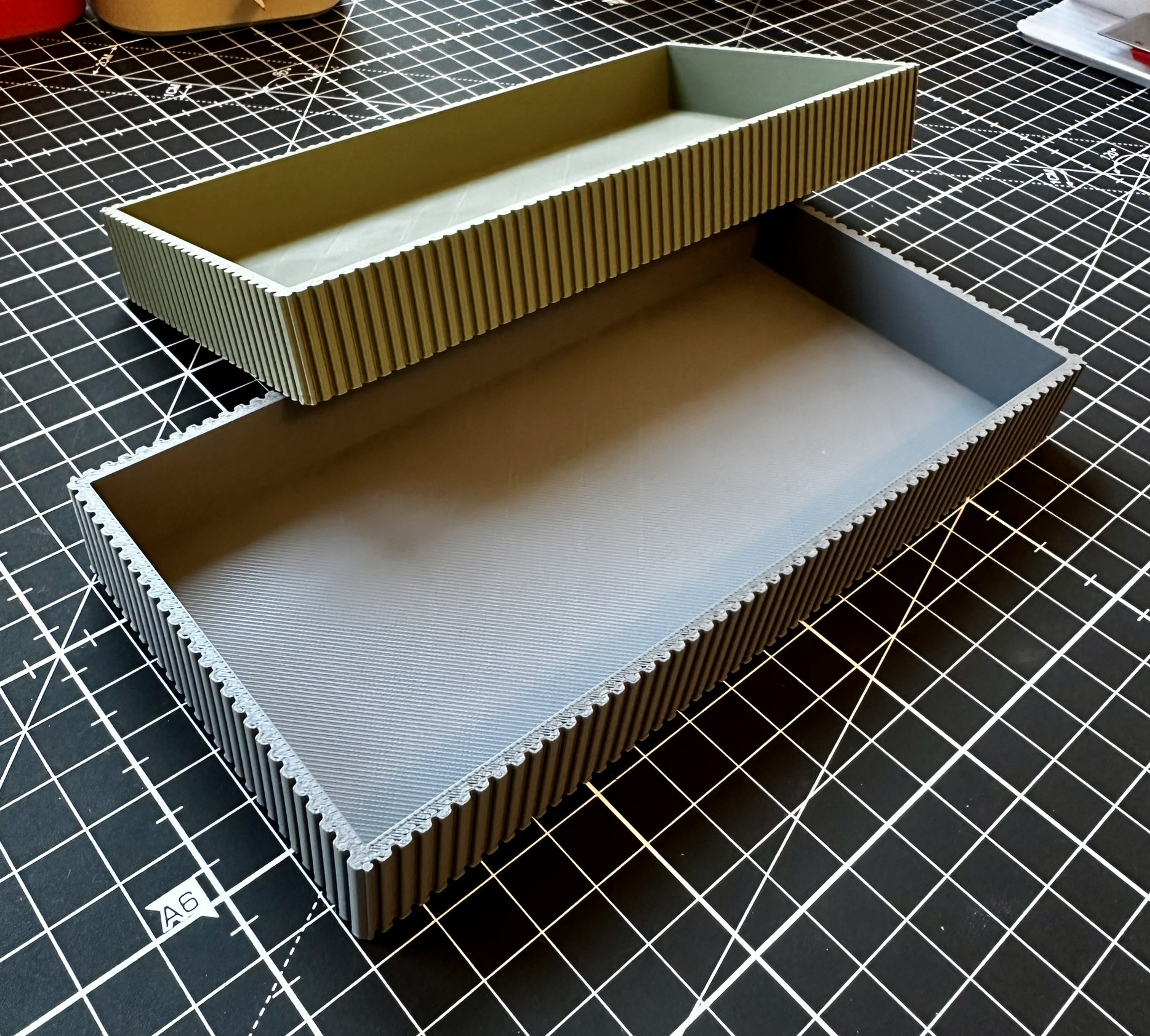 Simple and modern tray by Tux | Download free STL model | Printables.com