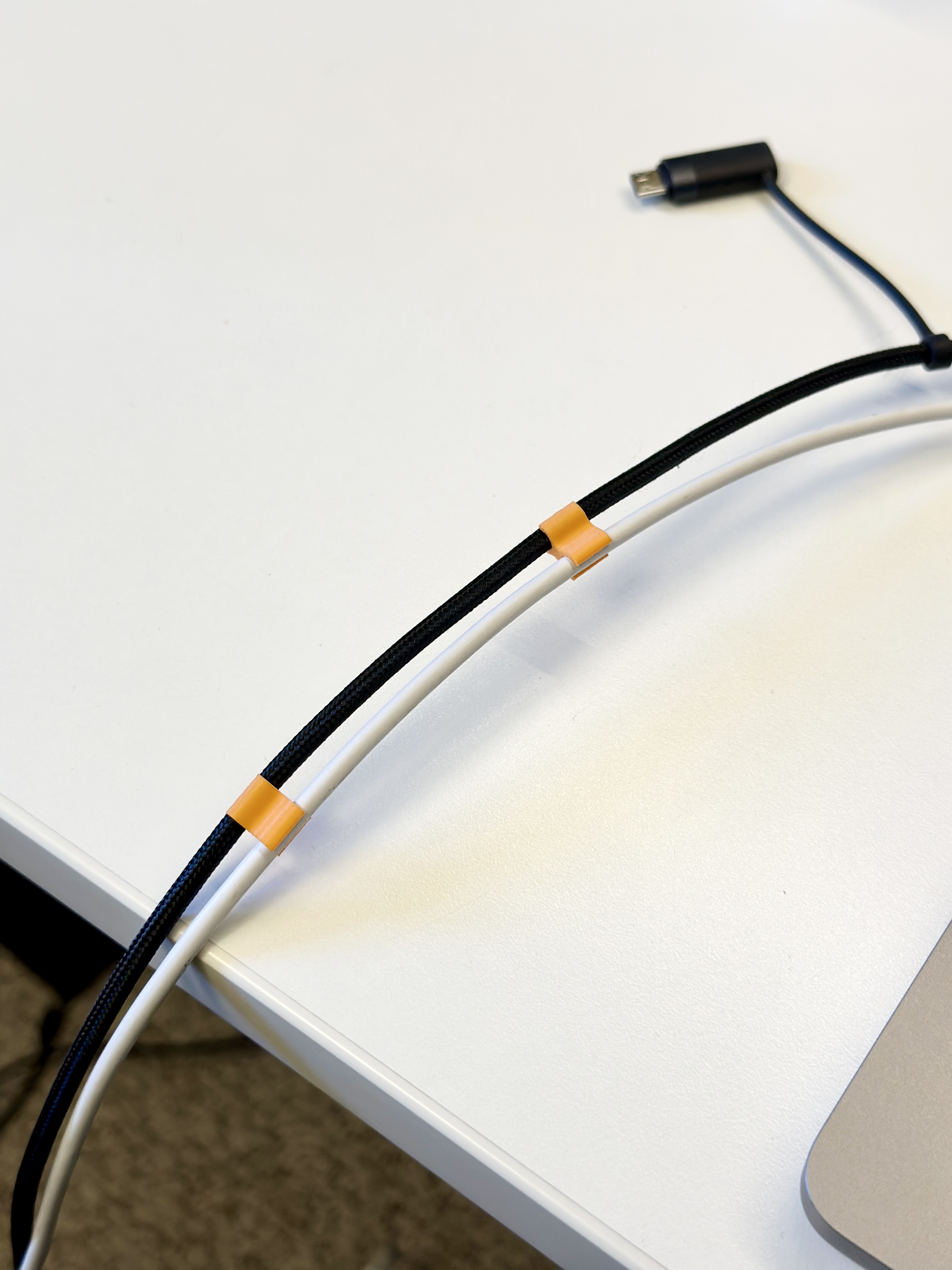 Cable management clip by FACTORYCT | Download free STL model ...