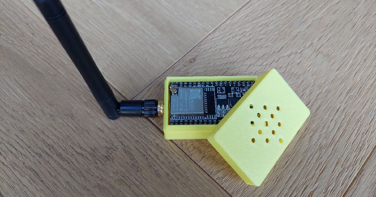 Case for ESP32 with external antenna by michal | Download free STL model | Printables.com