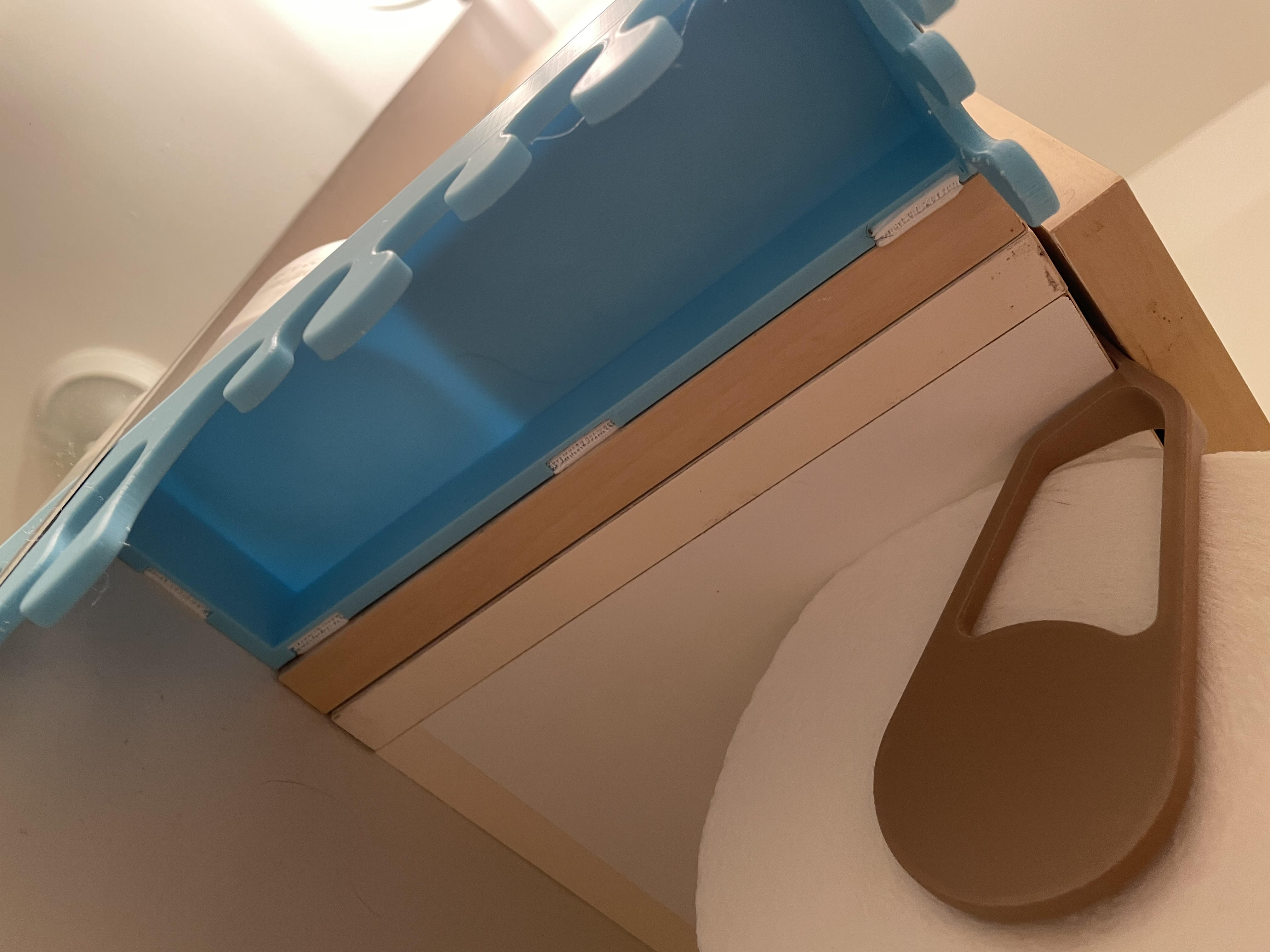 Drippy Corner Shelf by Moose | Download free STL model | Printables.com