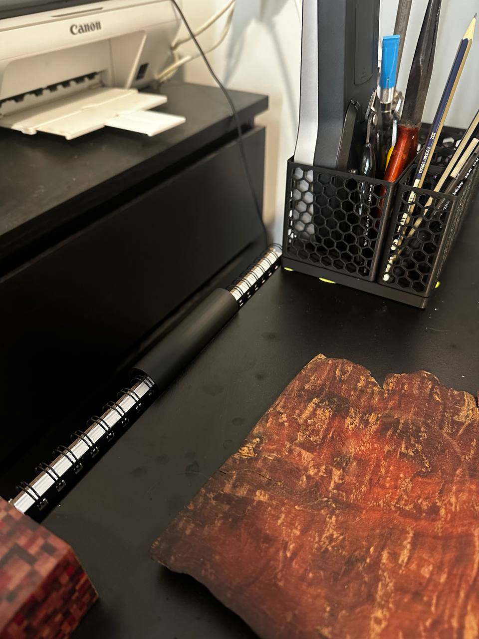 Slimline notepad holder by TonyThePrwn | Download free STL model ...