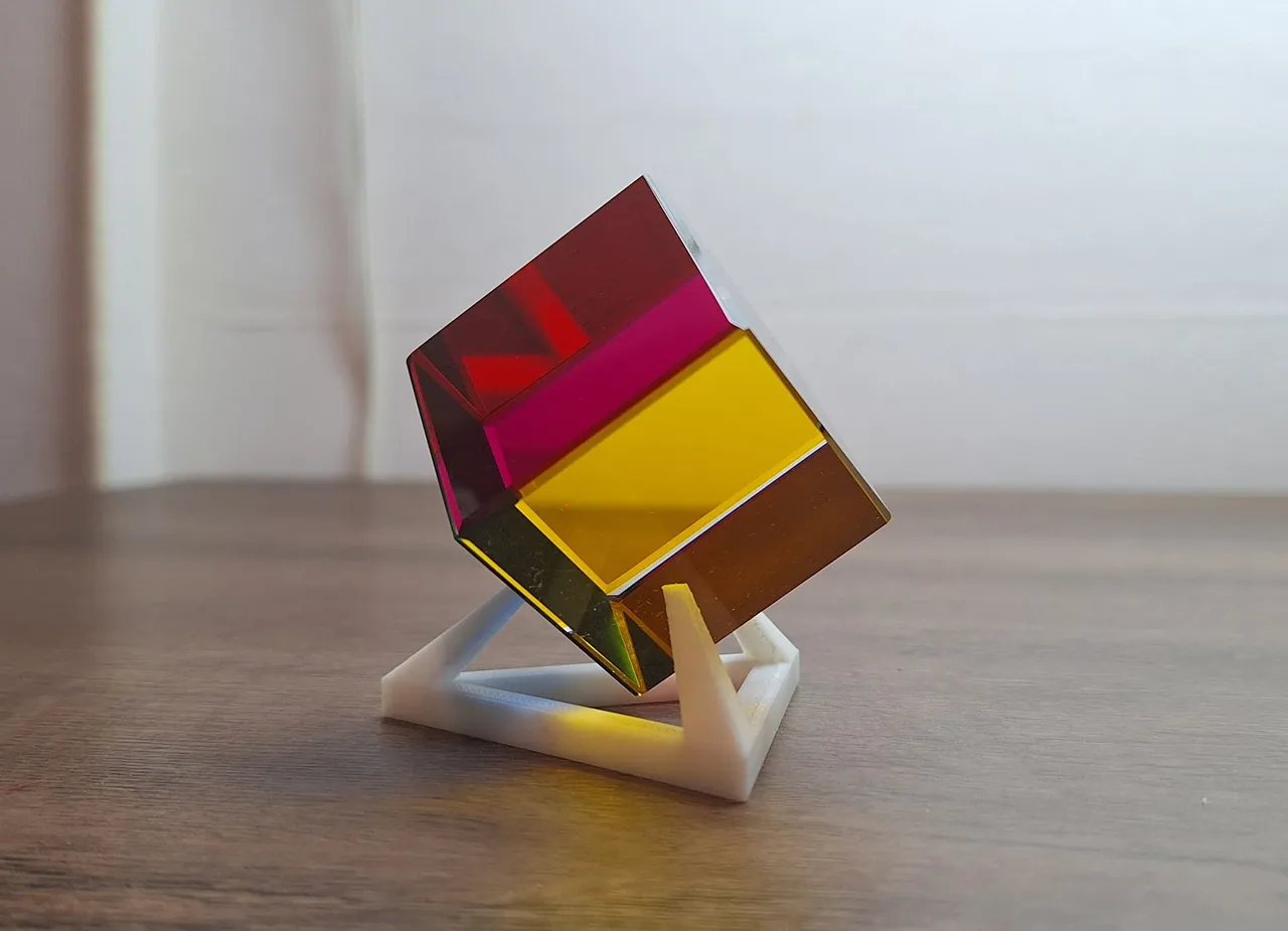 Cube Display Stand by Gabriel Vega | Download free STL model ...