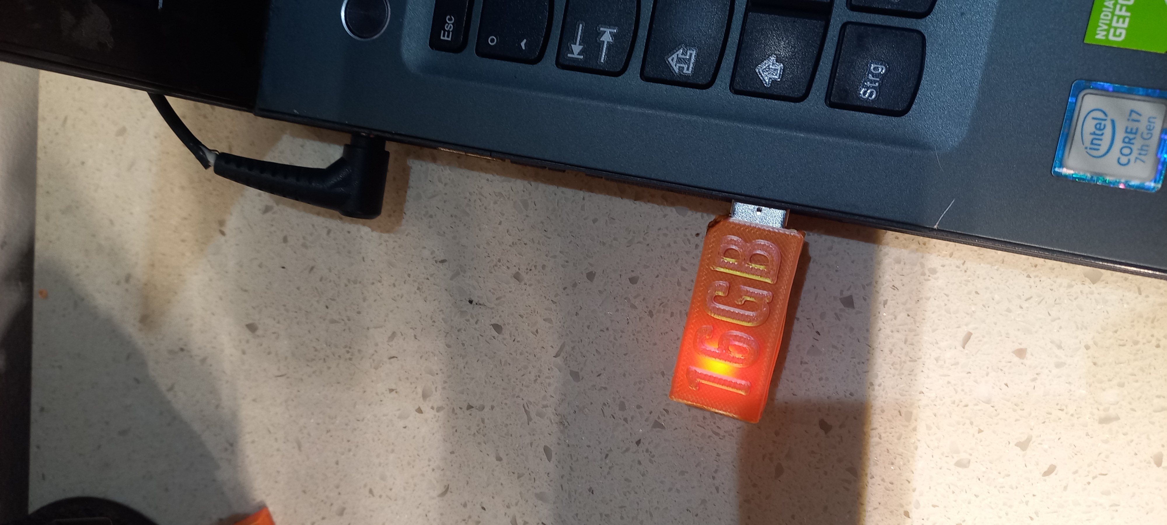 LEGO brick USB flash drive cover by luciano etcheverri | Download free ...