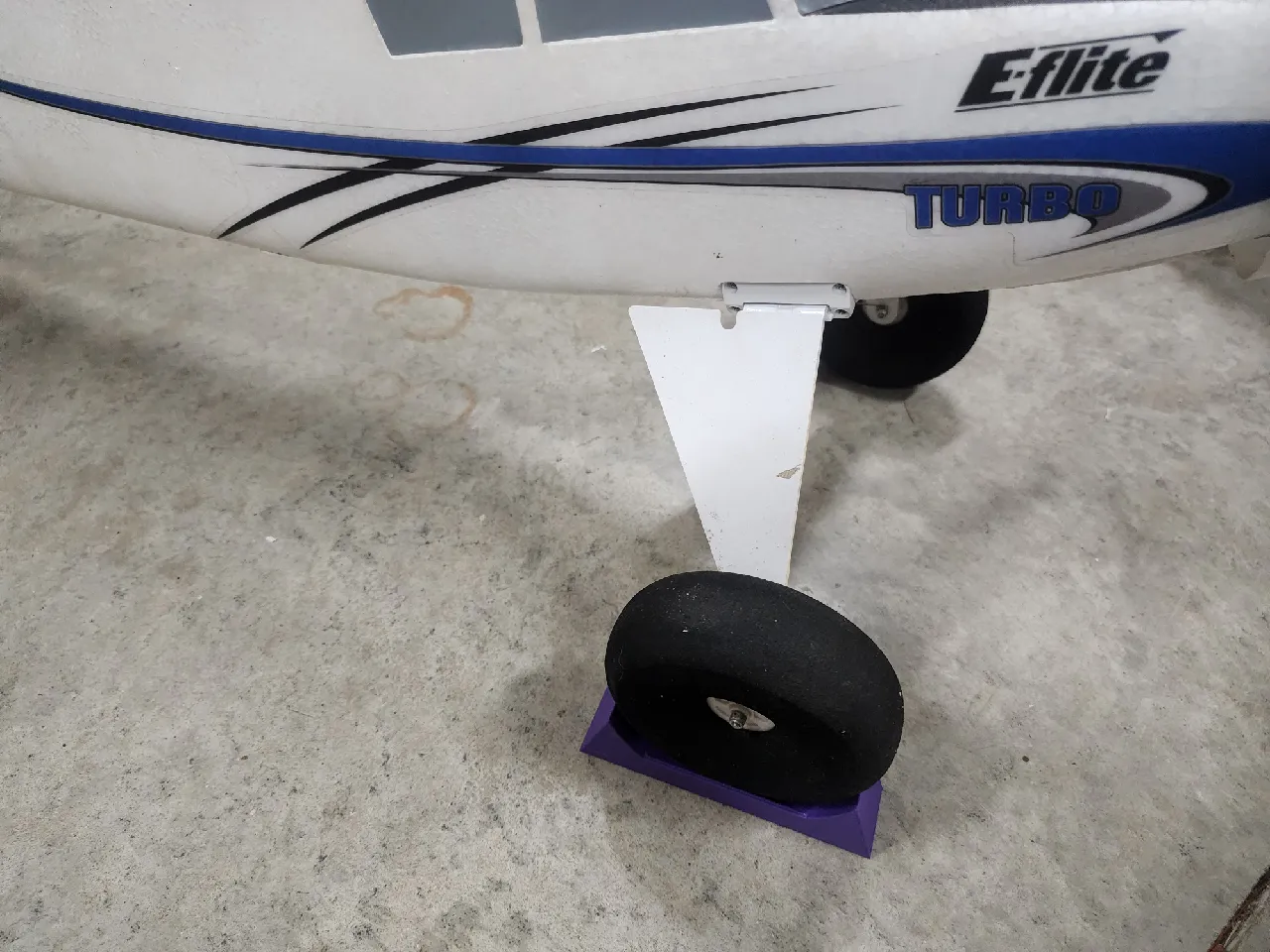 RC Airplane Wheel Chock by AnthonyH | Download free STL model ...