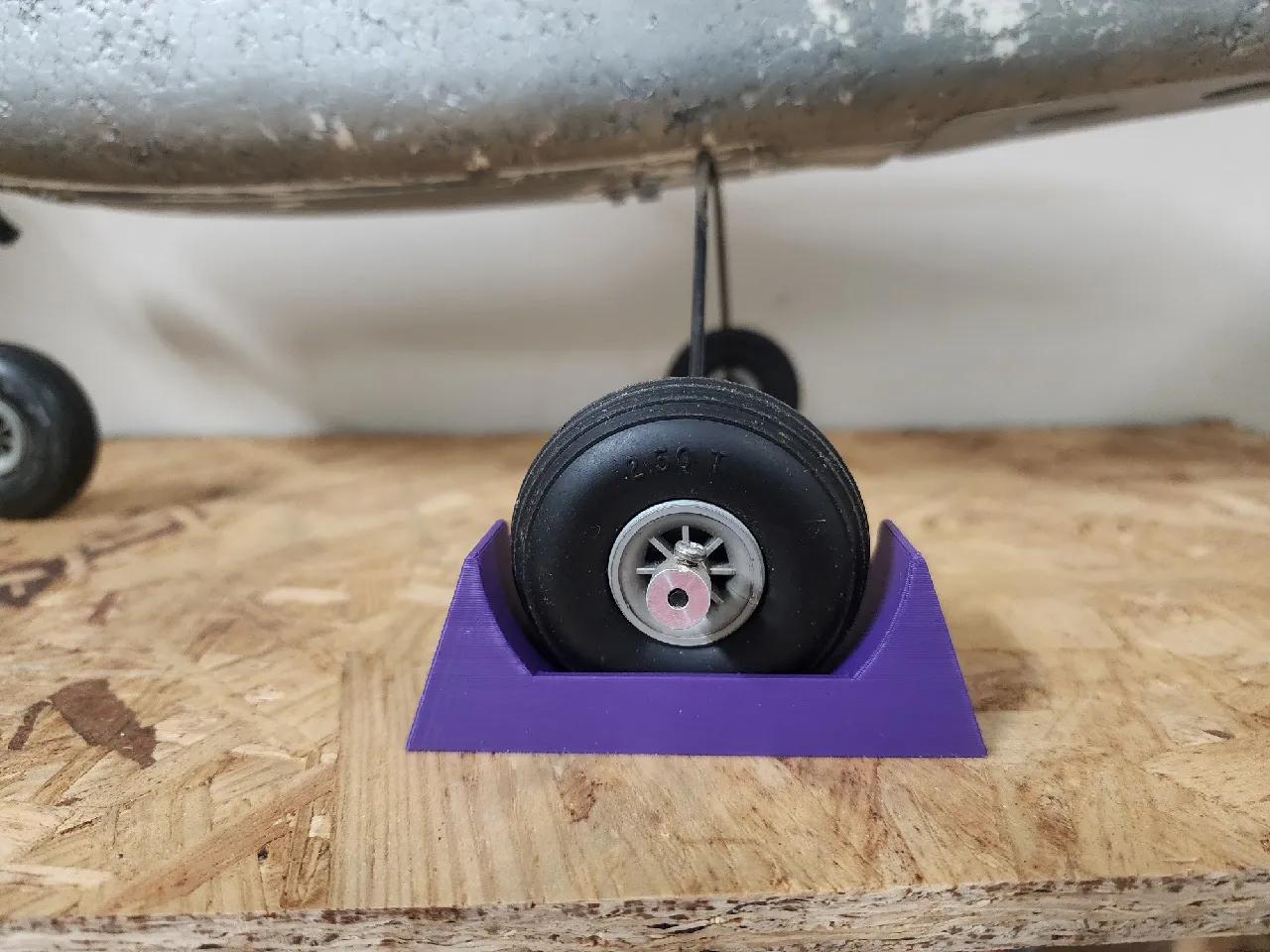 RC Airplane Wheel Chock by AnthonyH | Download free STL model ...