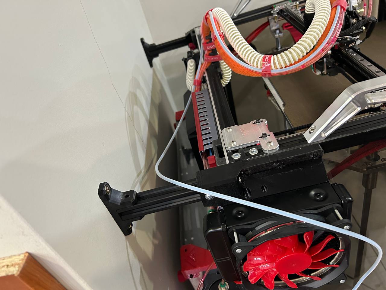 VZBot Wall anchor and Pump radiator mount with wall mount by GreySiD ...