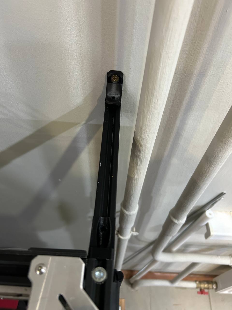 VZBot Wall anchor and Pump radiator mount with wall mount by GreySiD ...
