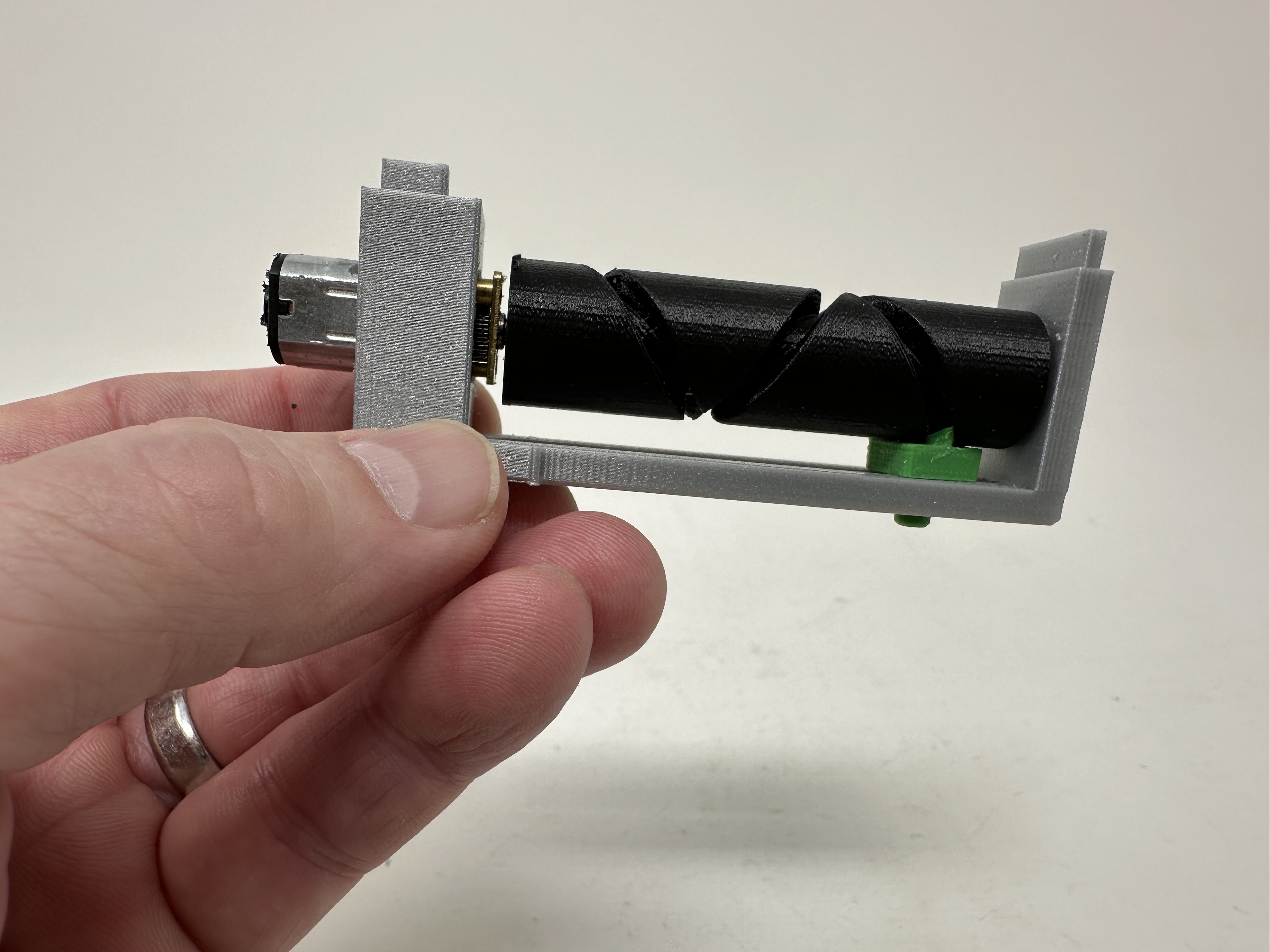 Self Reversing Screw Mechanism, Slinky! by gzumwalt | Download free STL ...
