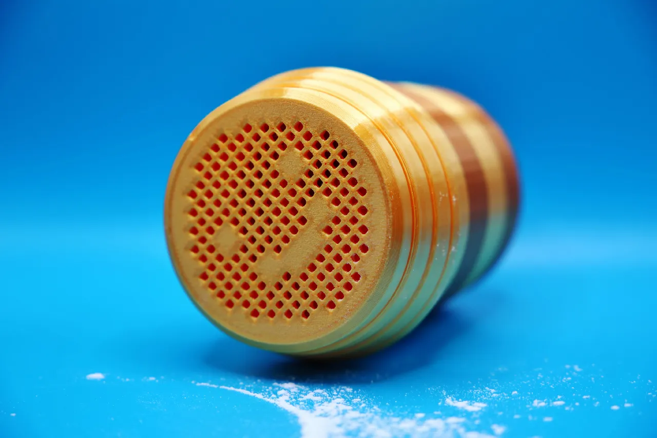 A container for powdered sugar or powder by 3D PRINT | Download free ...