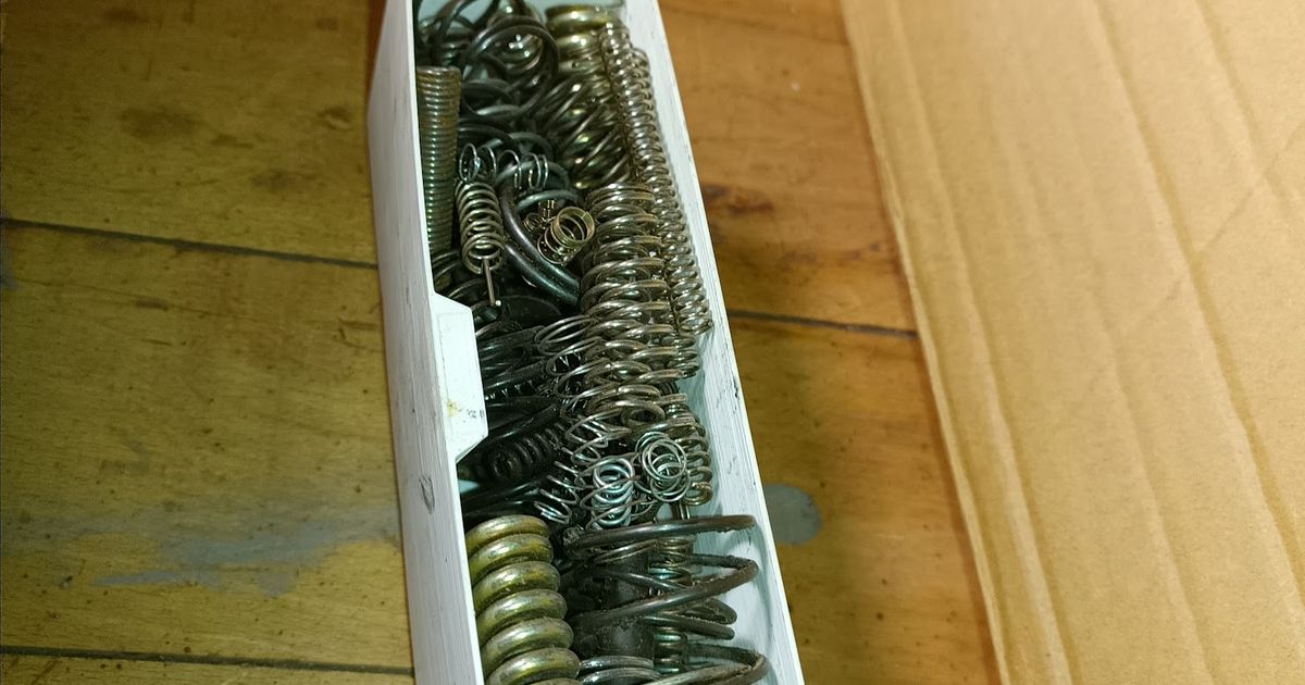 4x1 box on grid (70mm) by PaŠe | Download free STL model | Printables.com