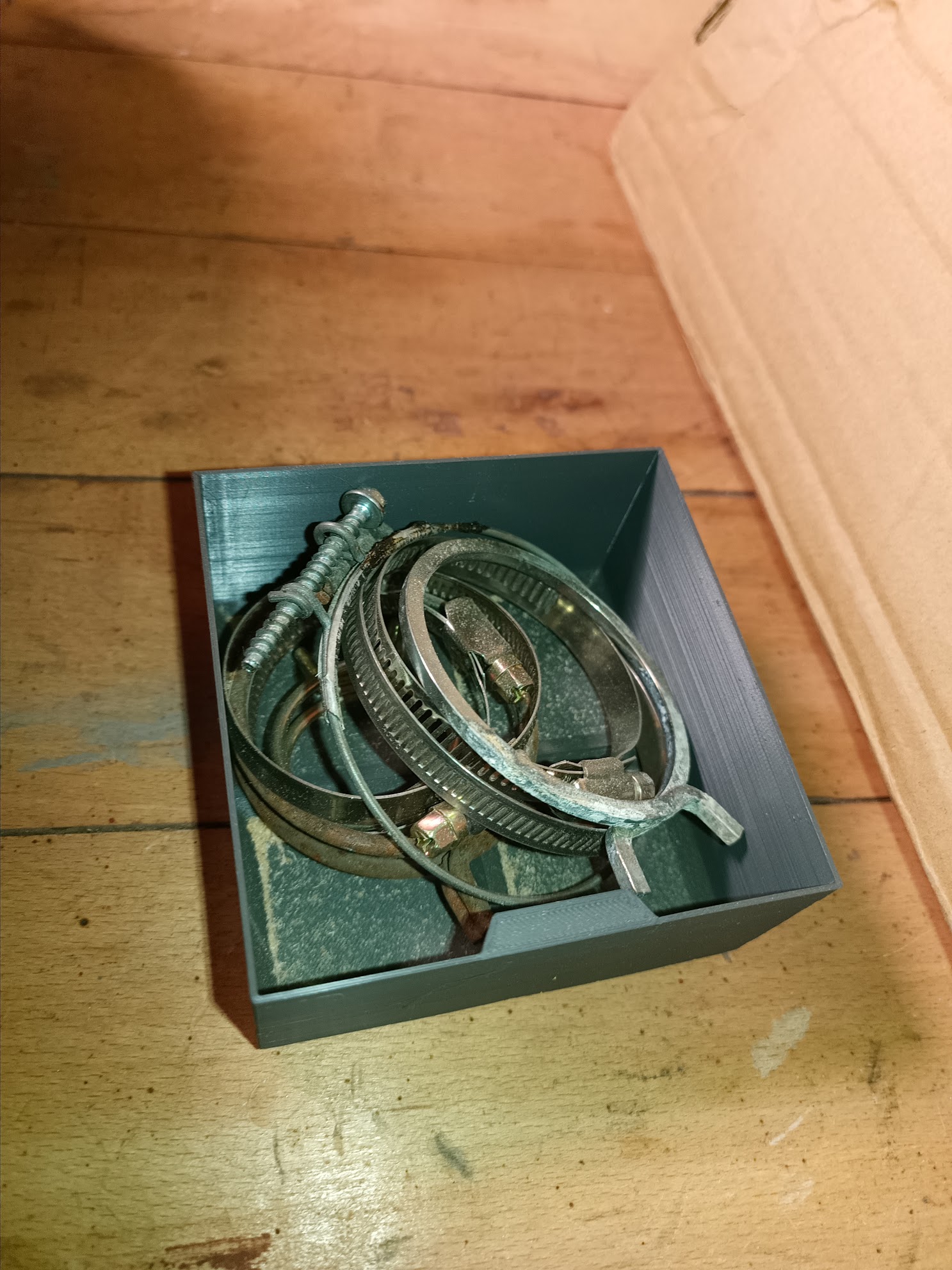 2x2 box on grid (50mm) by PaŠe | Download free STL model | Printables.com