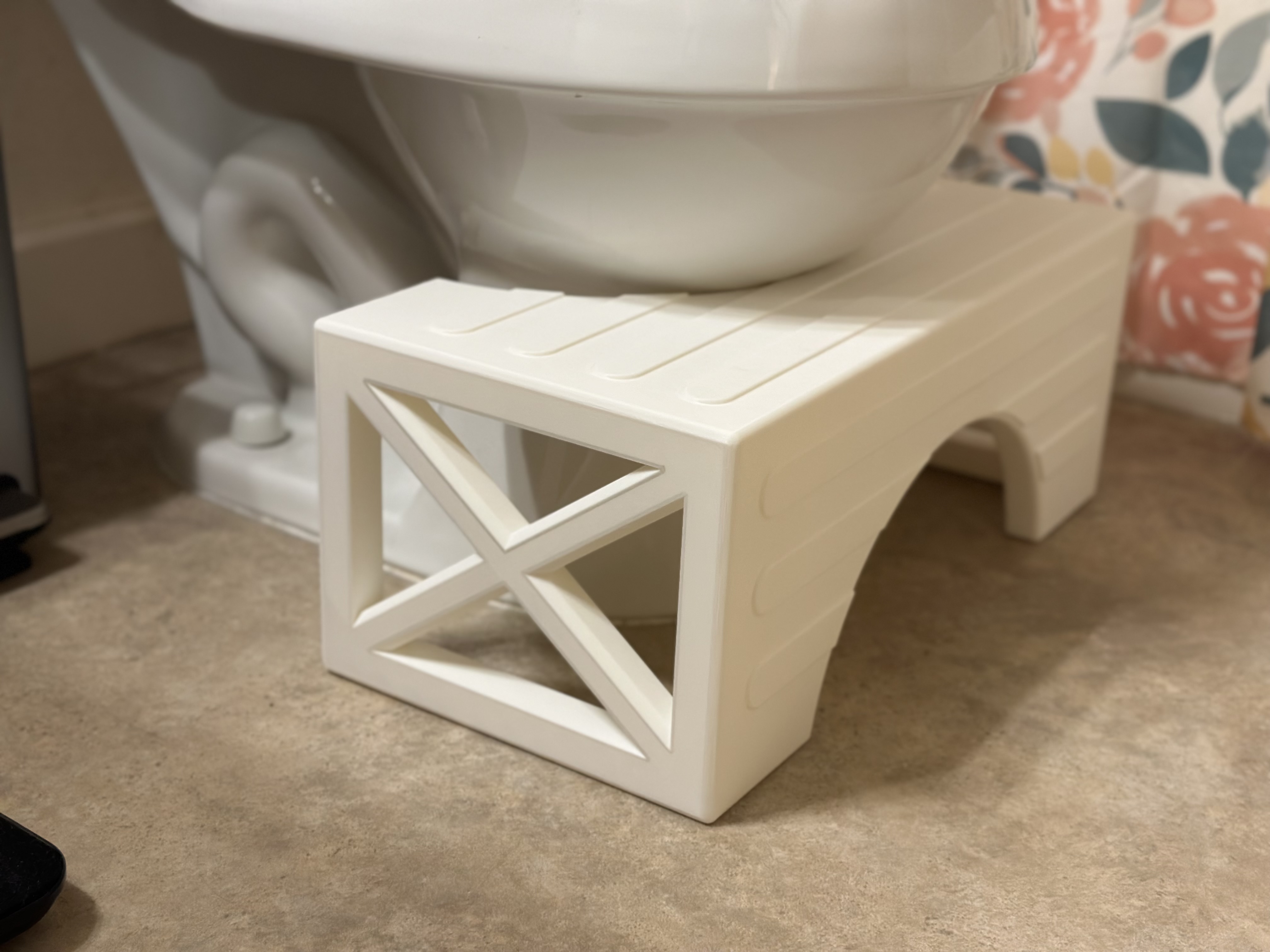 Loo Leg Lift similar to Squatty Potty by Quan1um | Printables Store