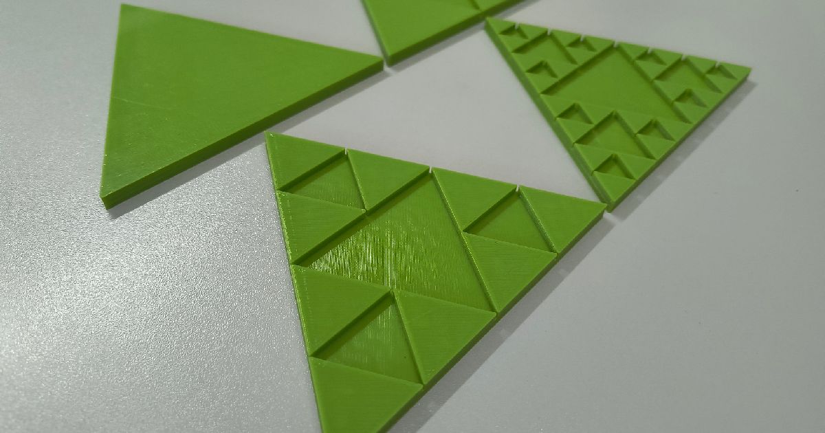 Sierpinski triangle at 4 levels by Fab3D Udesc | Download free STL ...