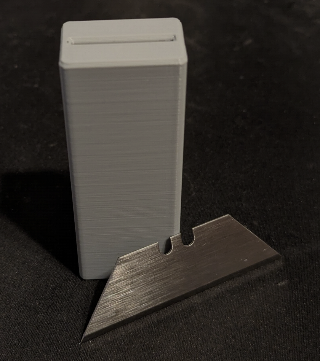 Utility Blade Sharps Box by Claire321H | Download free STL model ...