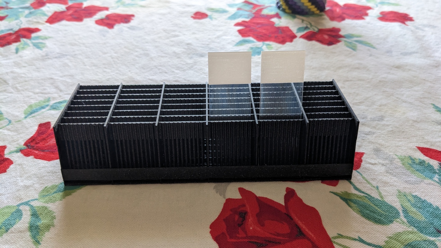 Microscope slide holder by Henry | Download free STL model | Printables.com