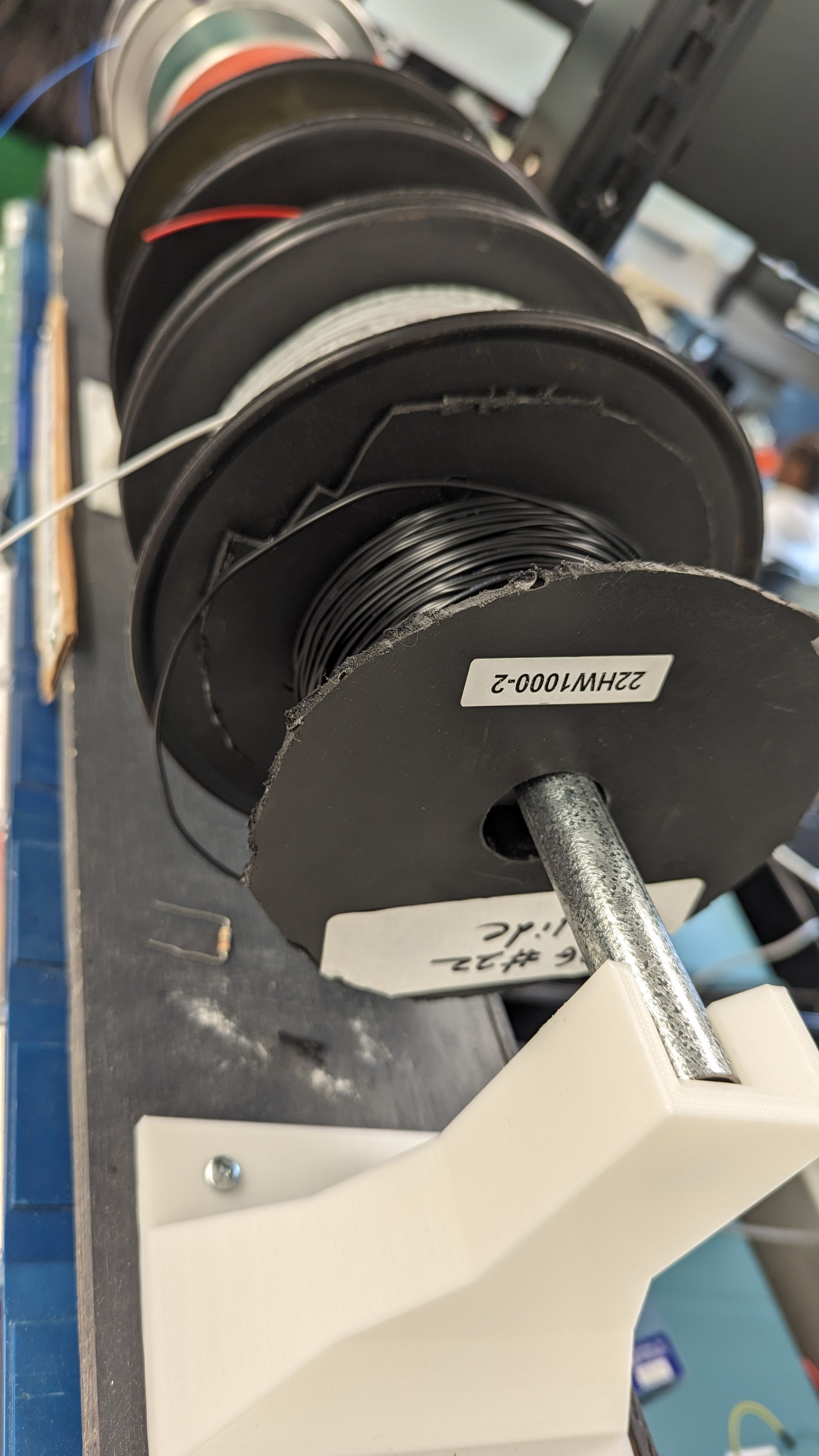 Tube holder for spool or other by Fred0107 | Download free STL model ...