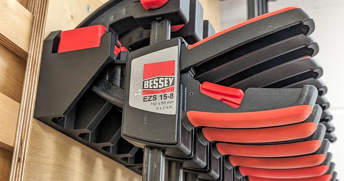 Wall mount for Bessey EZS One‑handed Clamps by kerngebiet | Download ...