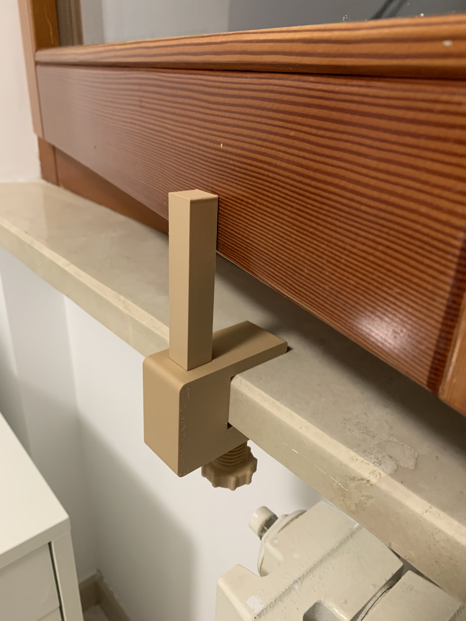 Window stopper for thicker tablets by Thomas Agostinelli | Download ...