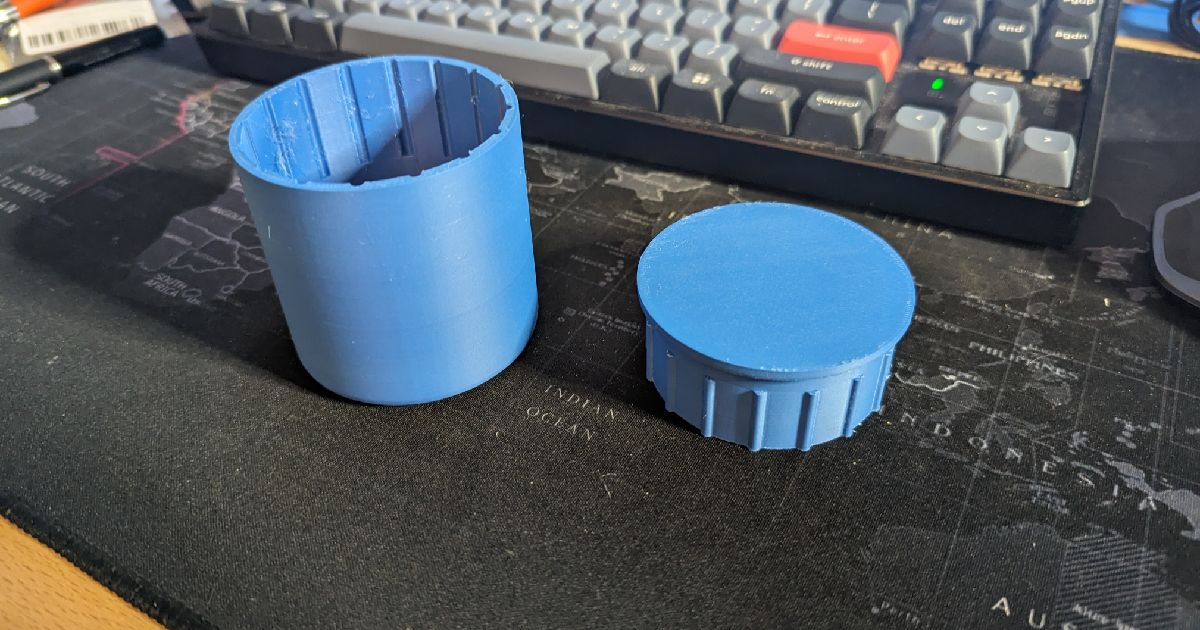 Simple cup with lid by Richard Bernards | Download free STL model ...