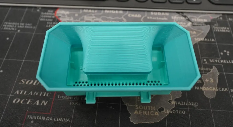 PolyDryer Desiccant Funnel by EDGE_OF_3D | Download free STL model ...