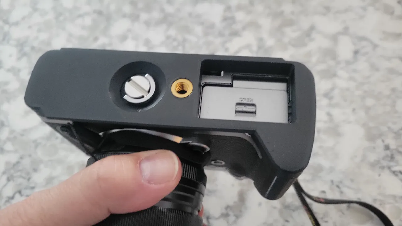 Grip for Fuji Fujifilm X-T3 XT3, includes Arca-Swiss mount by NeilR ...