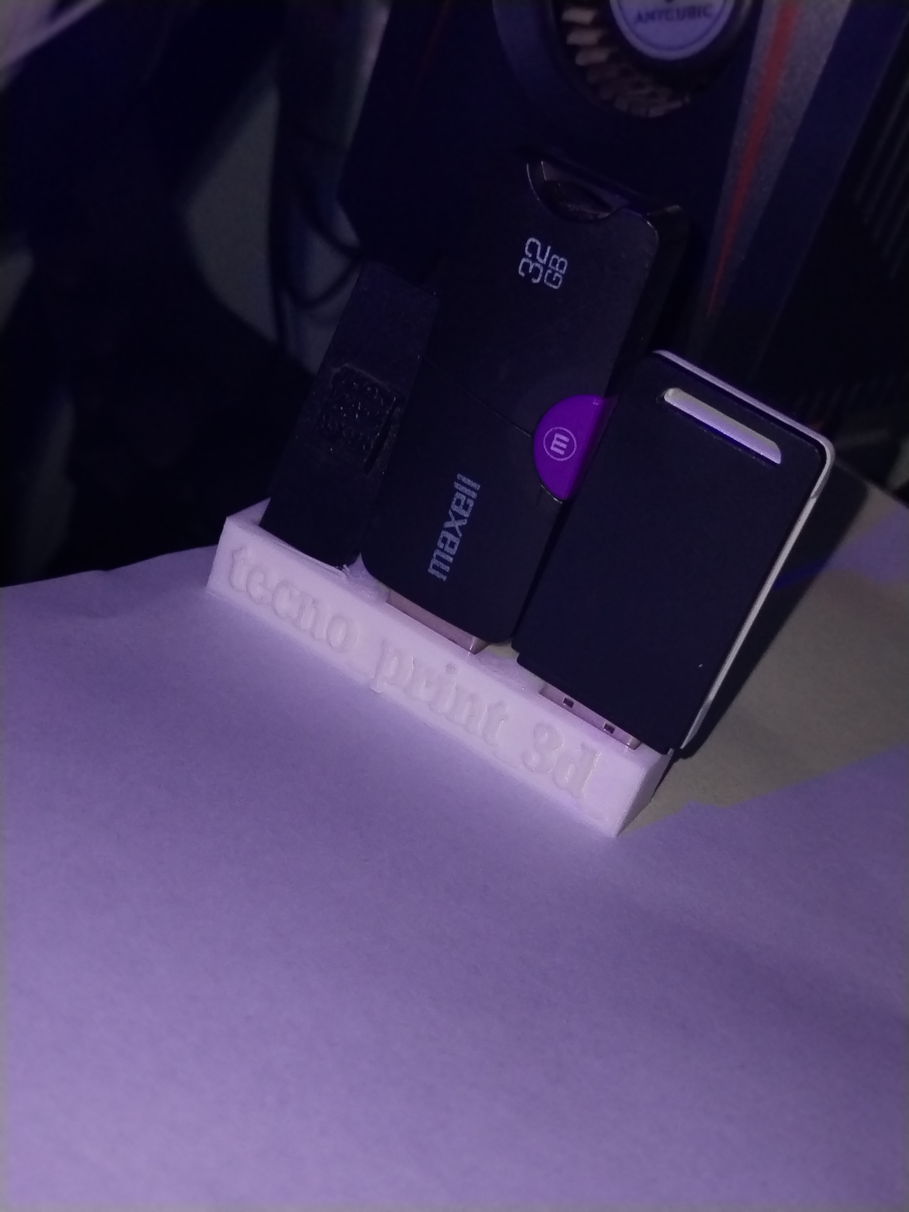 STAND USB 3 PORT by Tecno_Print_3d_ | Download free STL model ...