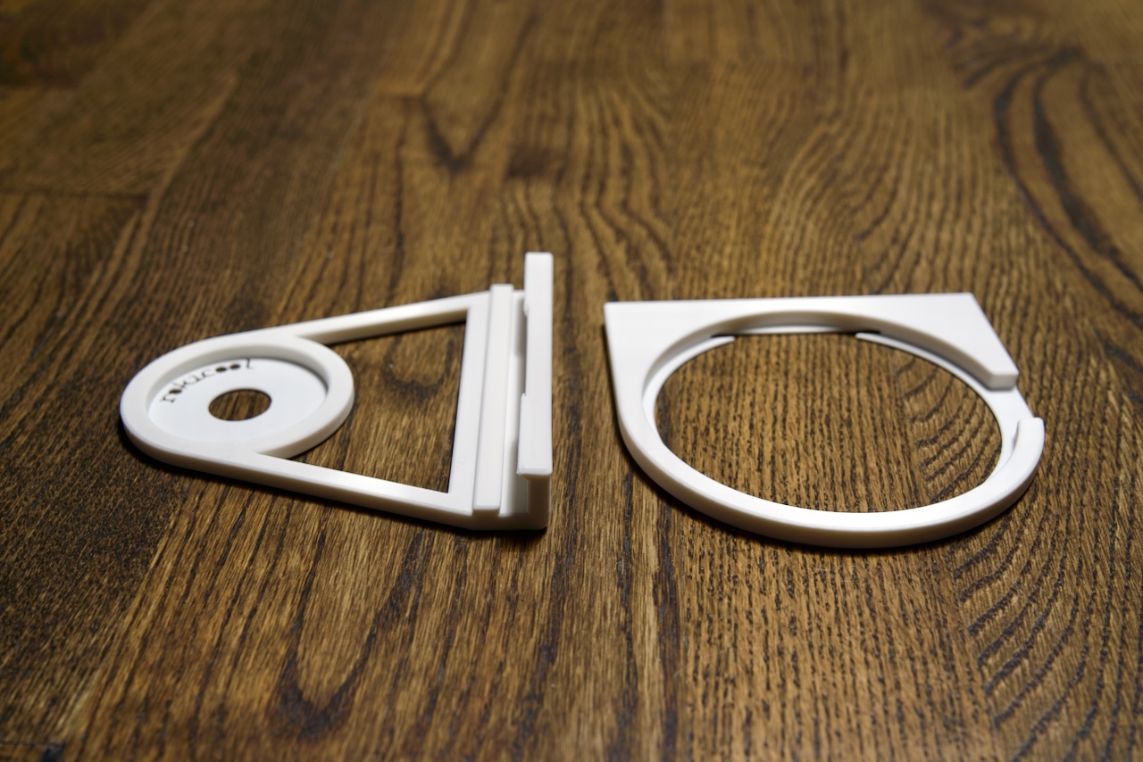 Wireless Charging Shelf for electrical socket by Roman Kiprin ...