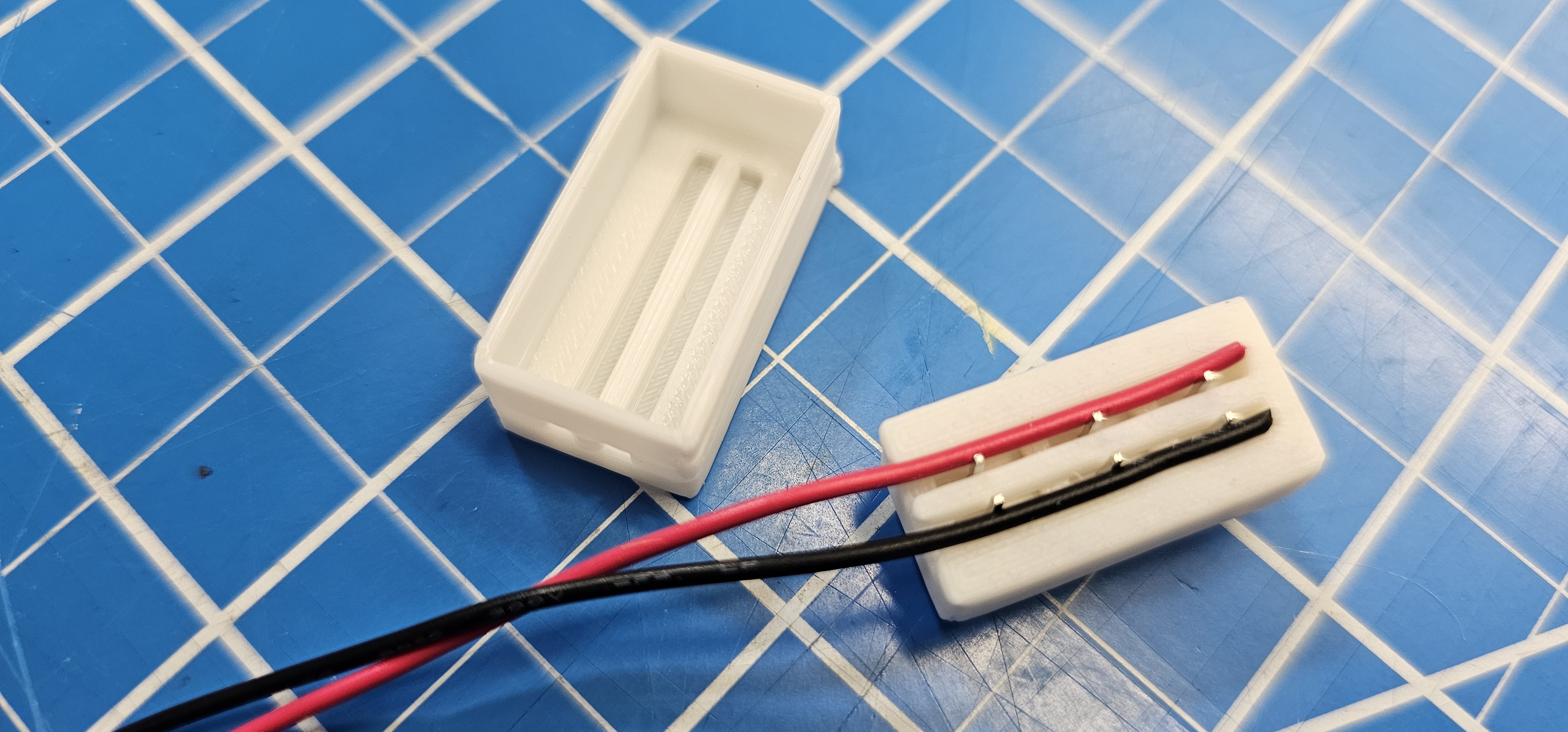 JST XH 2-pin 3-way splitter by Hoongolian | Download free STL model ...