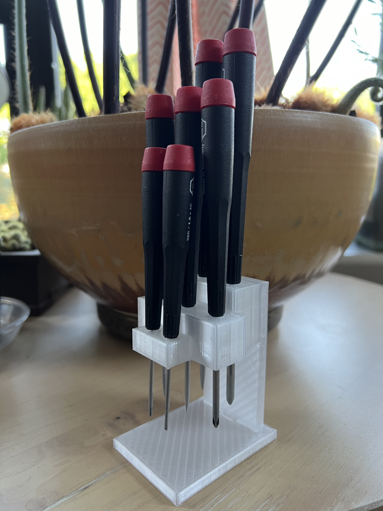 Wiha stand for 7 piece driver set 26197 by G Guz | Download free STL ...