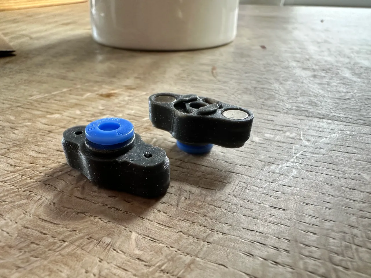 Bowden PTFE Coupler – ECAS Twist-Lock Magnetic Coupler by 72pxldotcom ...