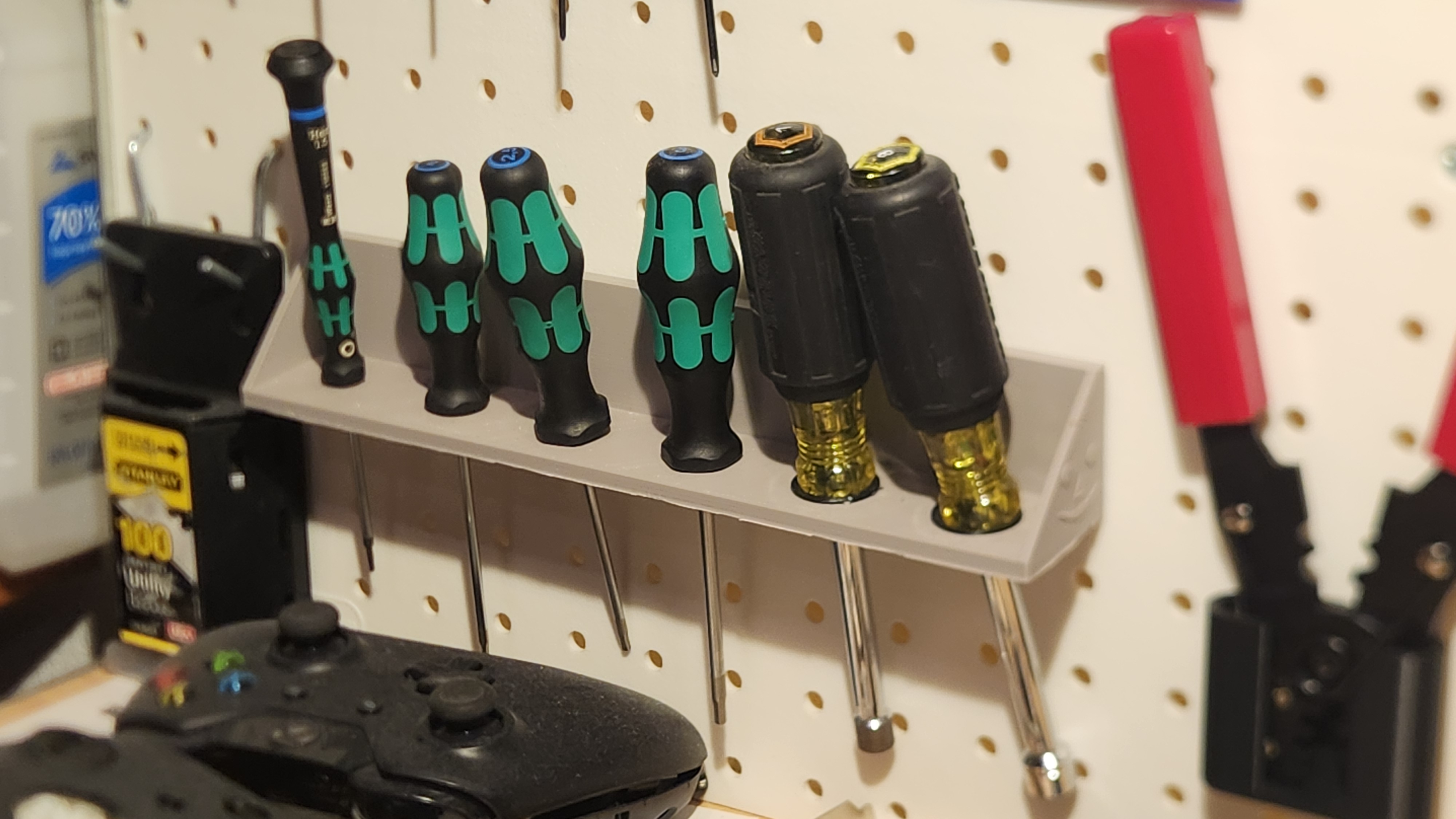 Parametric Pegboard Screwdriver Holder by Rubiks Cube | Download free ...