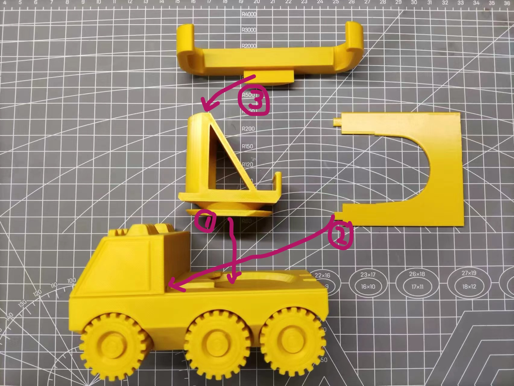 phone Stand rotatable（vehicle styling V2） by Stephen_ws | Download free ...