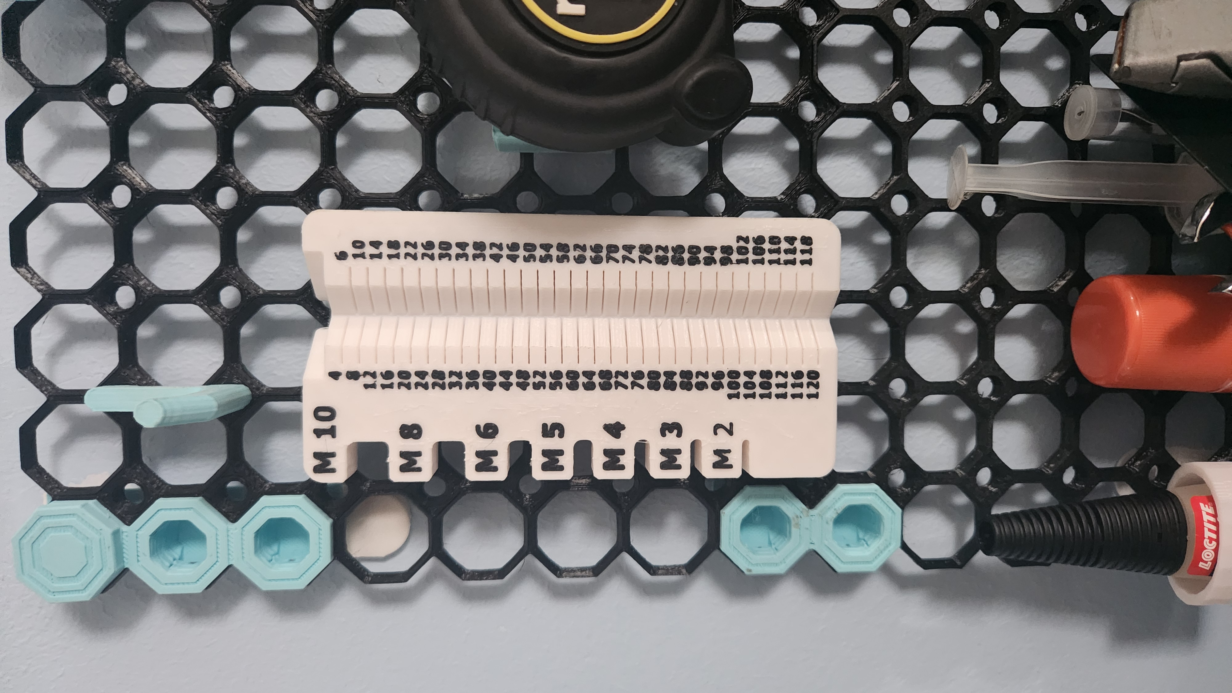 Screw Measuring Tool with Multiboard Mount by Spiderdwarf | Download ...