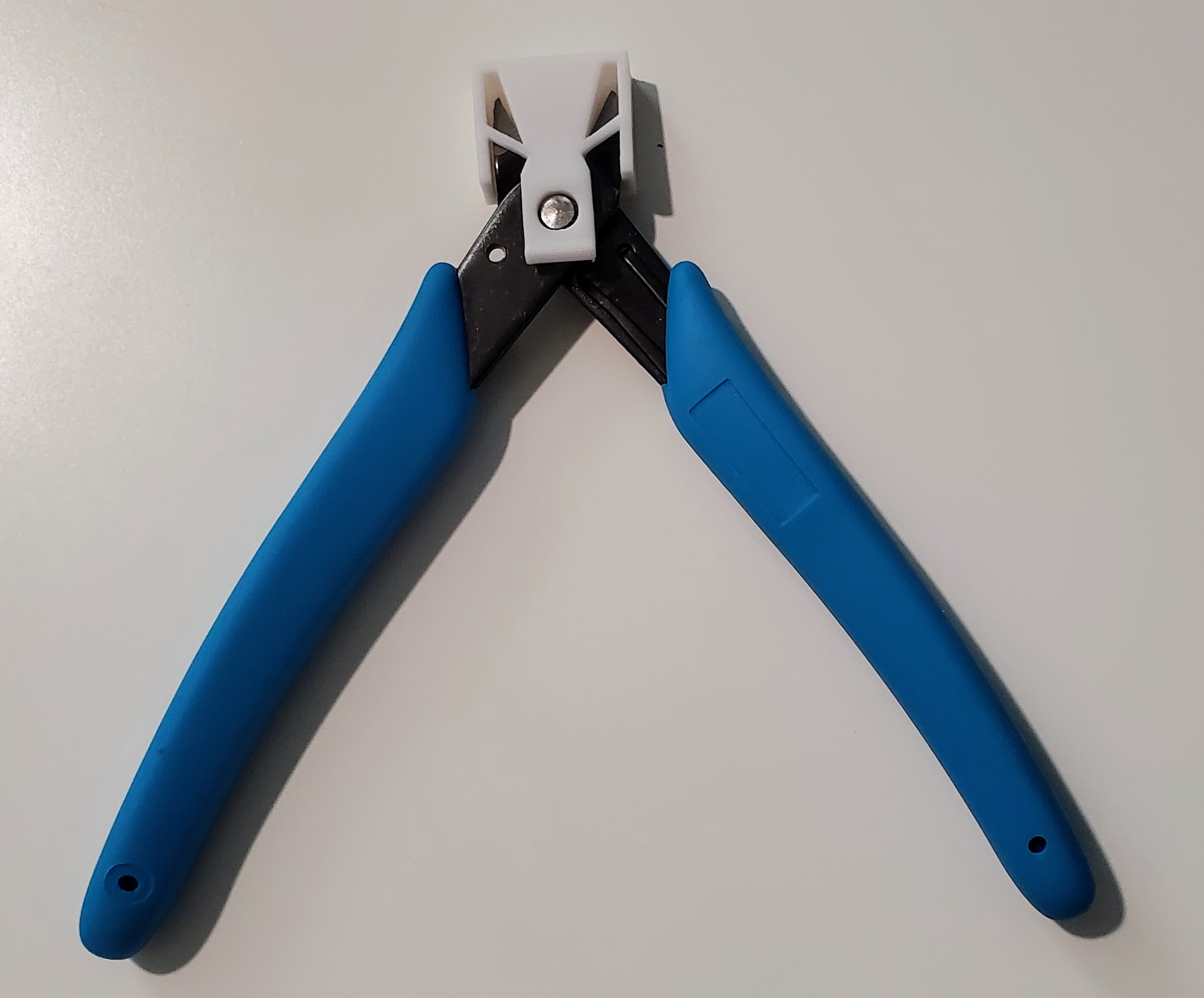 Flush Cut Plier Cover by bigdmark | Download free STL model ...