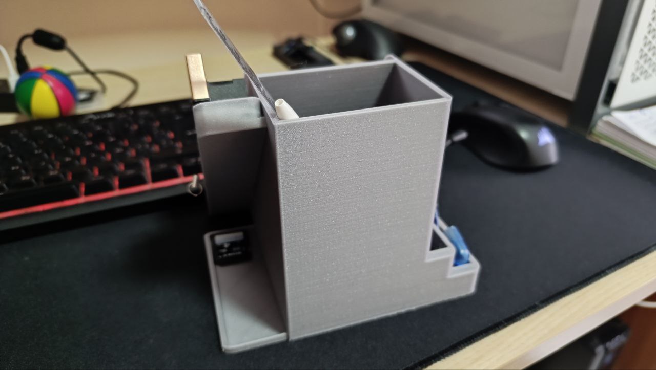 Desktop Multi Store Tech Organiser - x12 Sizes REMIX 1 by M3X ...