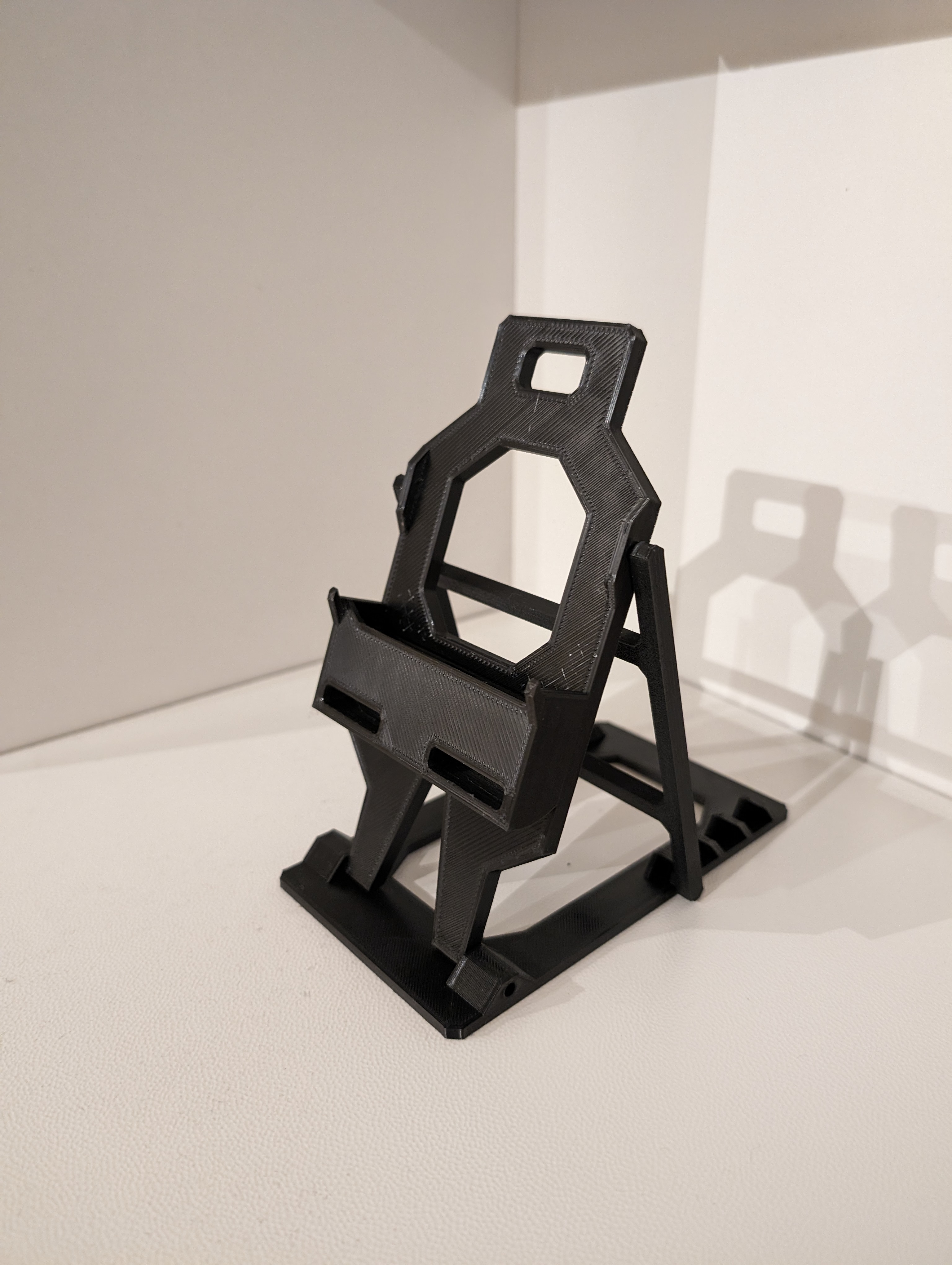 Adjustable phone stand by 3Ddrifter | Download free STL model ...