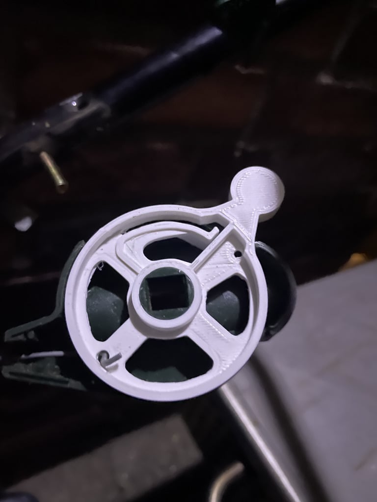 Briggs & Stratton gas throttle lever by Lars414 | Download free STL ...