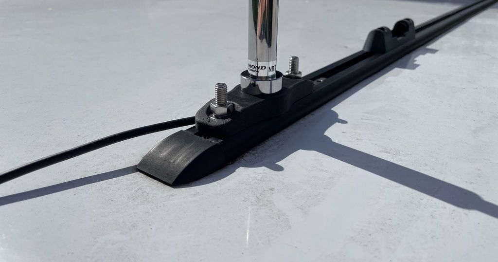 Yakima Track NMO Antenna Mount by awkaplan | Download free STL model ...