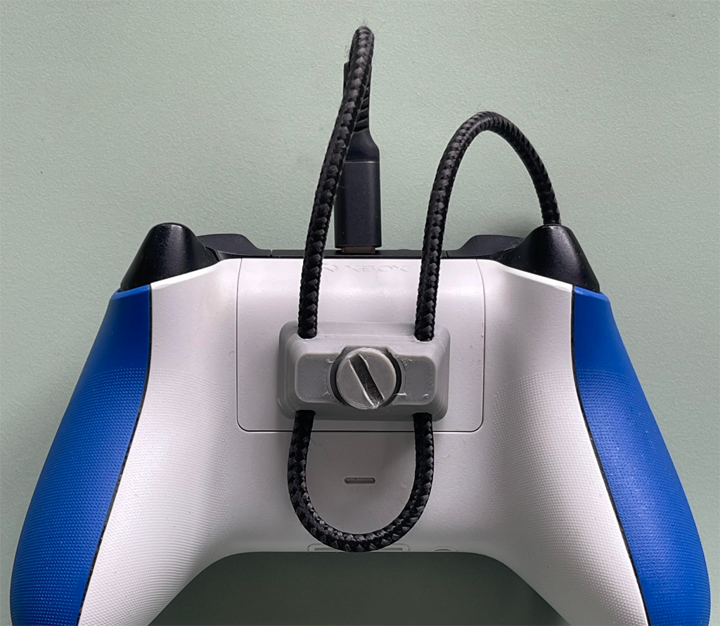 Controller Cable Strain Relief Clamp by mcrane | Download free STL ...